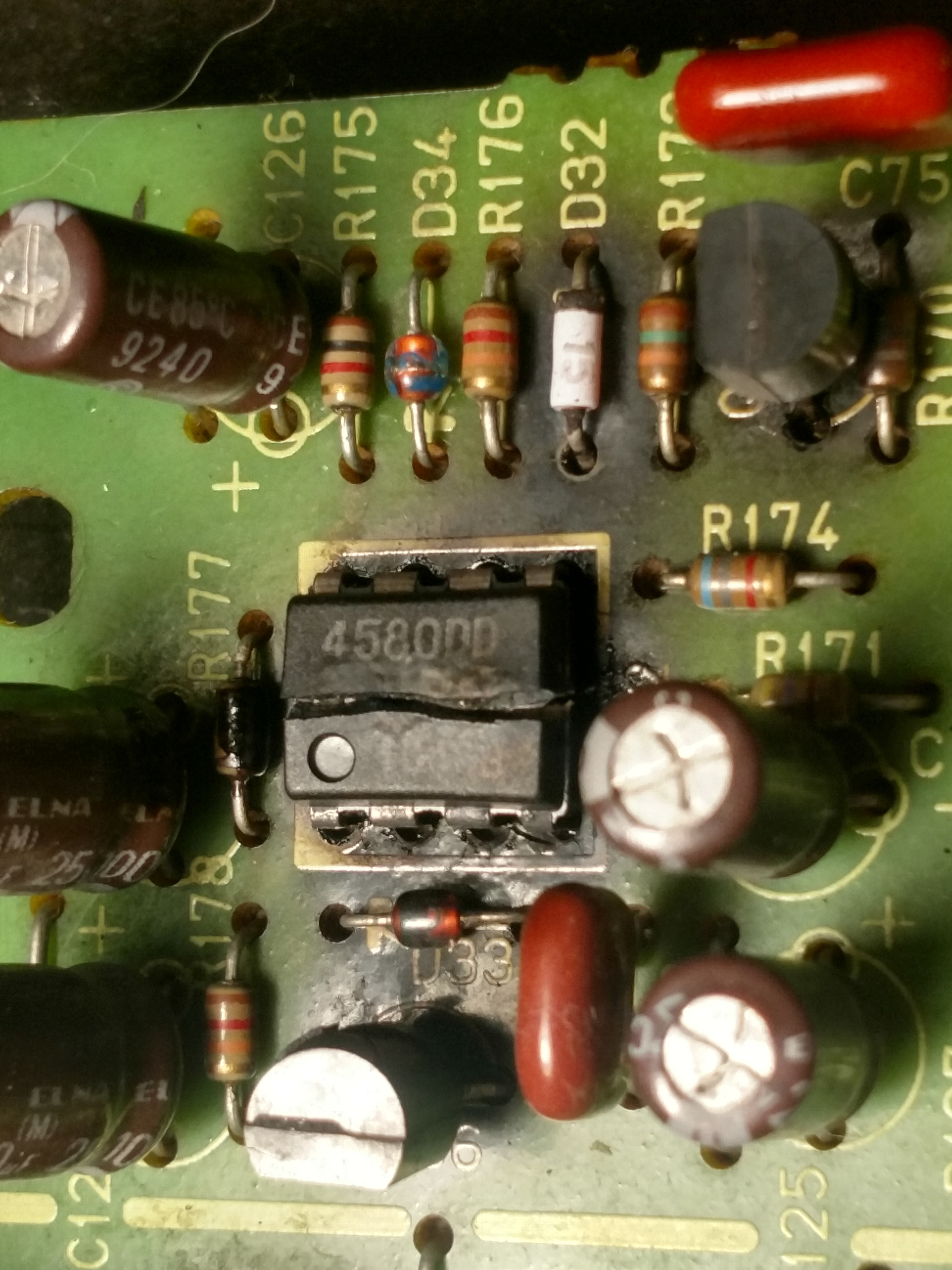 Poszukiwanie zamienników dla tranzystorów 2SC2003, 2SA954 i diody Zenera HZS15S, RD15JS