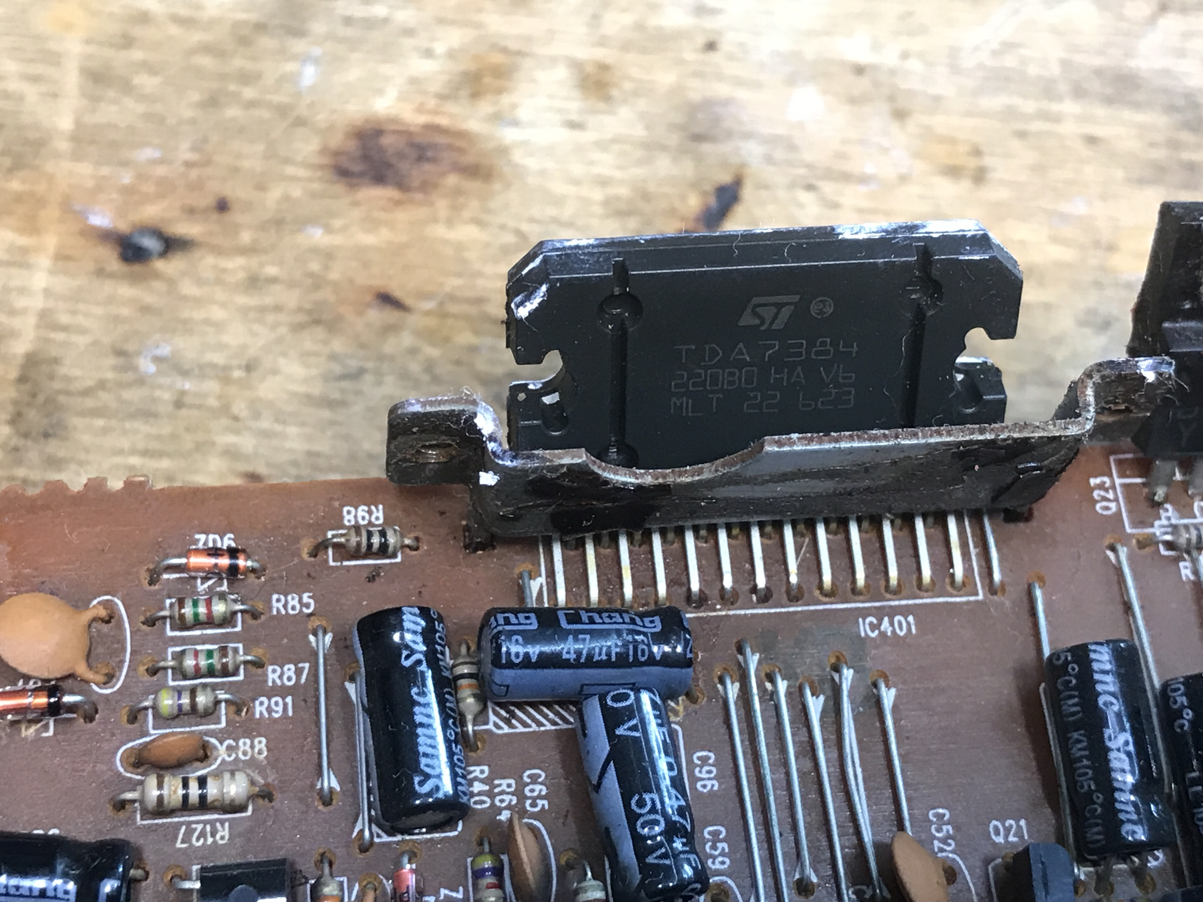 Inside a car radio, running LCD with PT6523 on Arduino