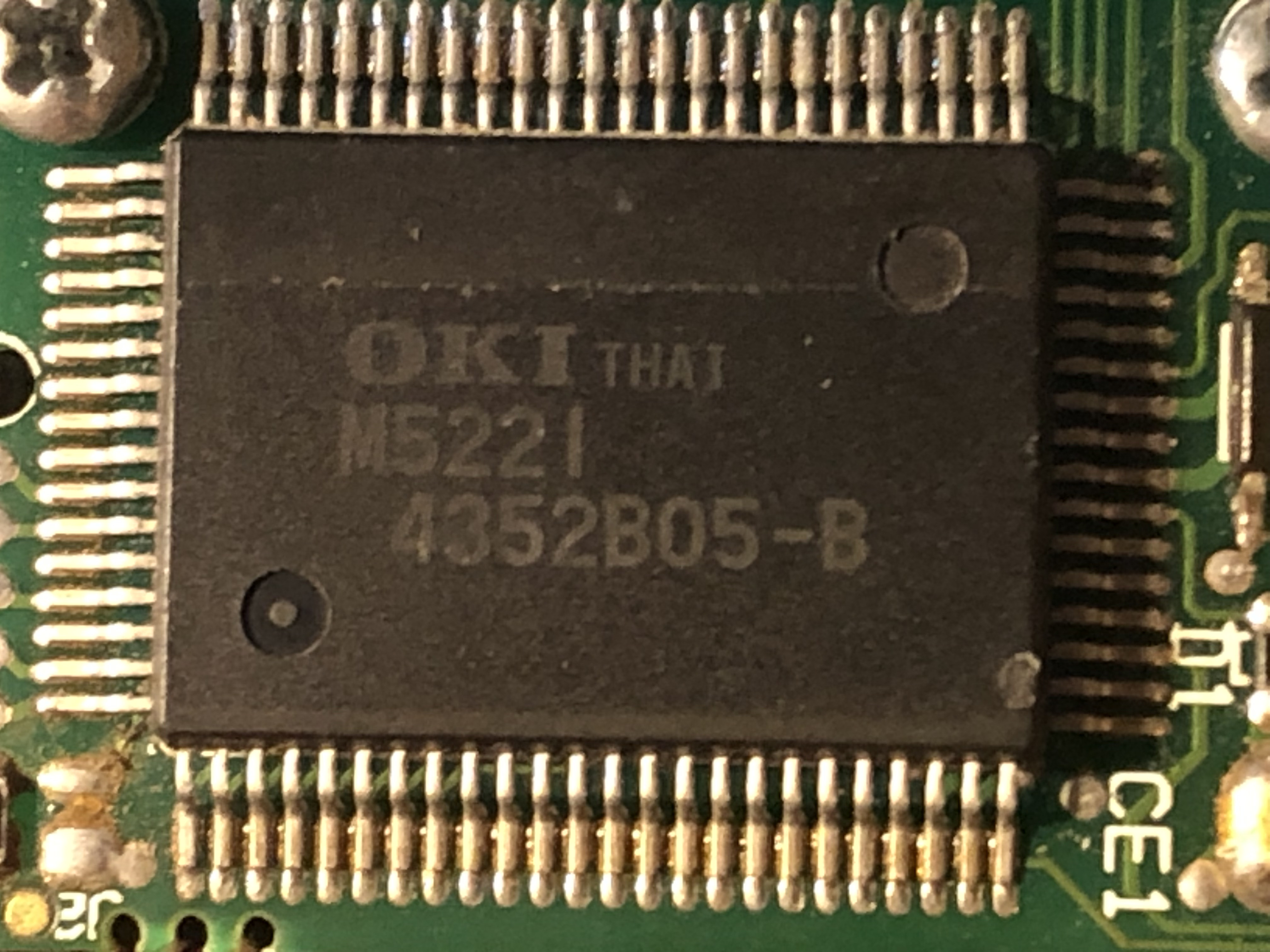[Rozwiązano] OKI M522I - Identyfikacja mikrokontrolera na zdjęciu ...