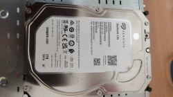 Jak odczytać dysk z uszkodzonego zestawu kamer? Jakie kable i zasilanie?