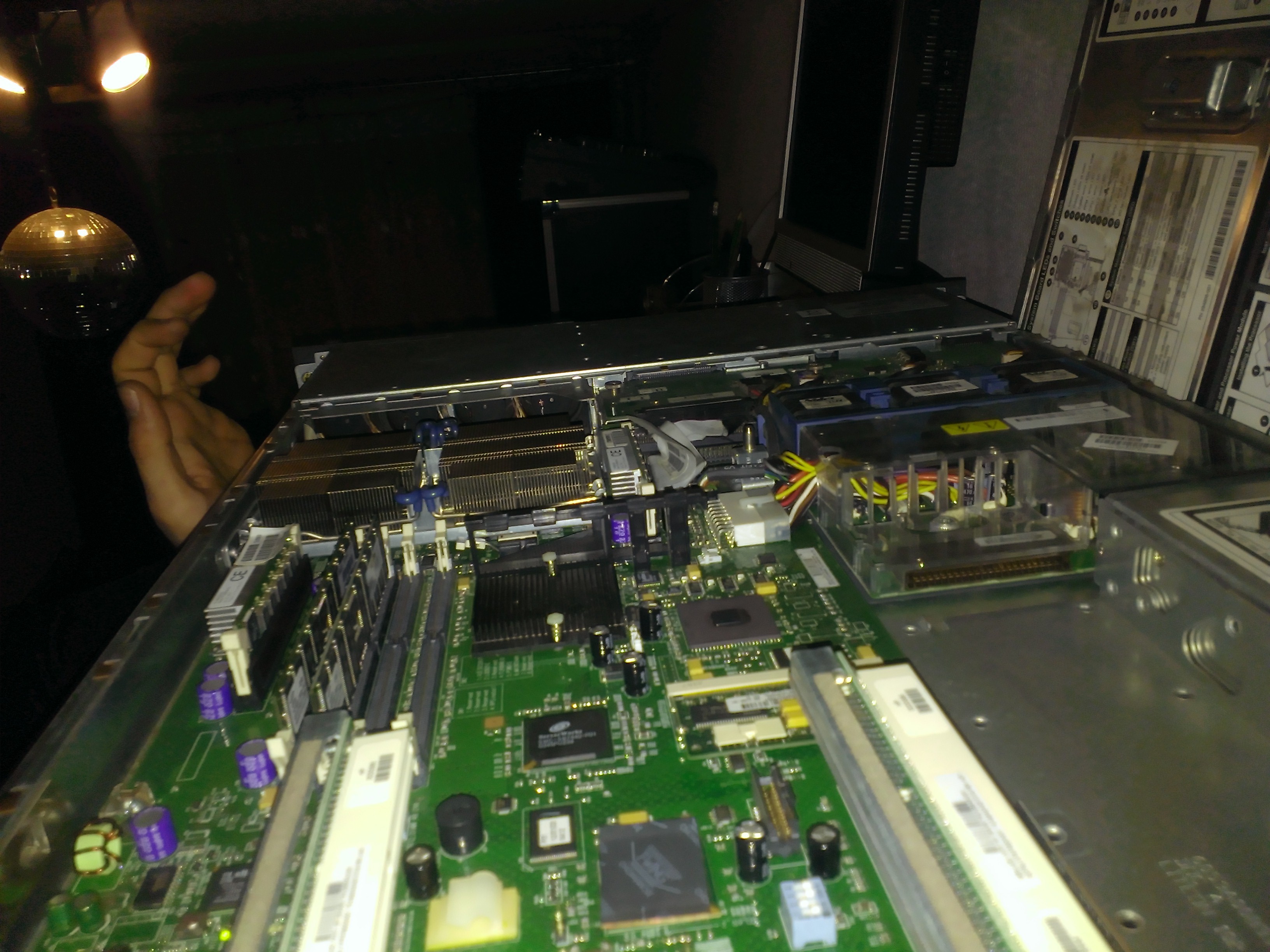 Hp proliant dl360 g3 - Regulacja tempa wentylatorów