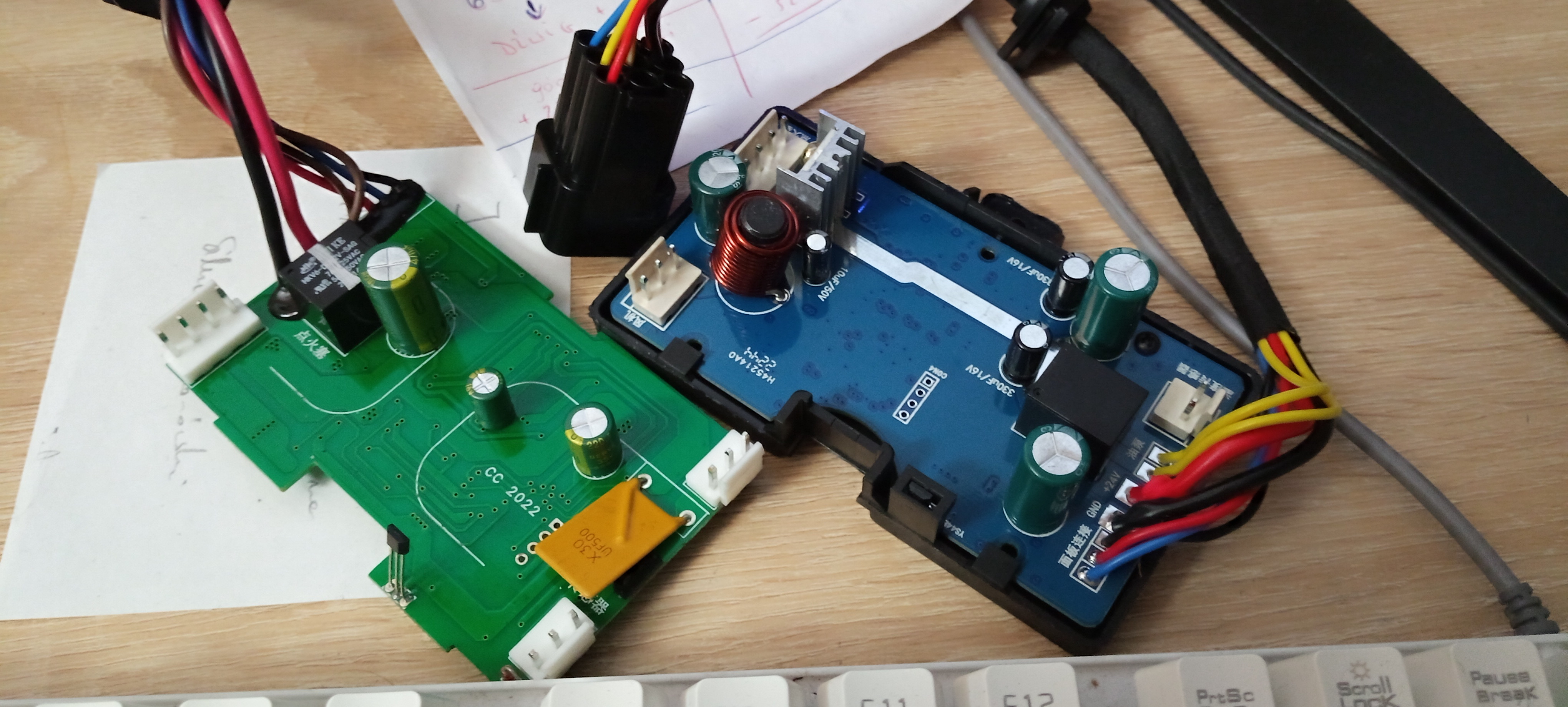 Chińskie Webasto Vevor 3kW - błąd E2 i 0V, nowa płyta nie reaguje