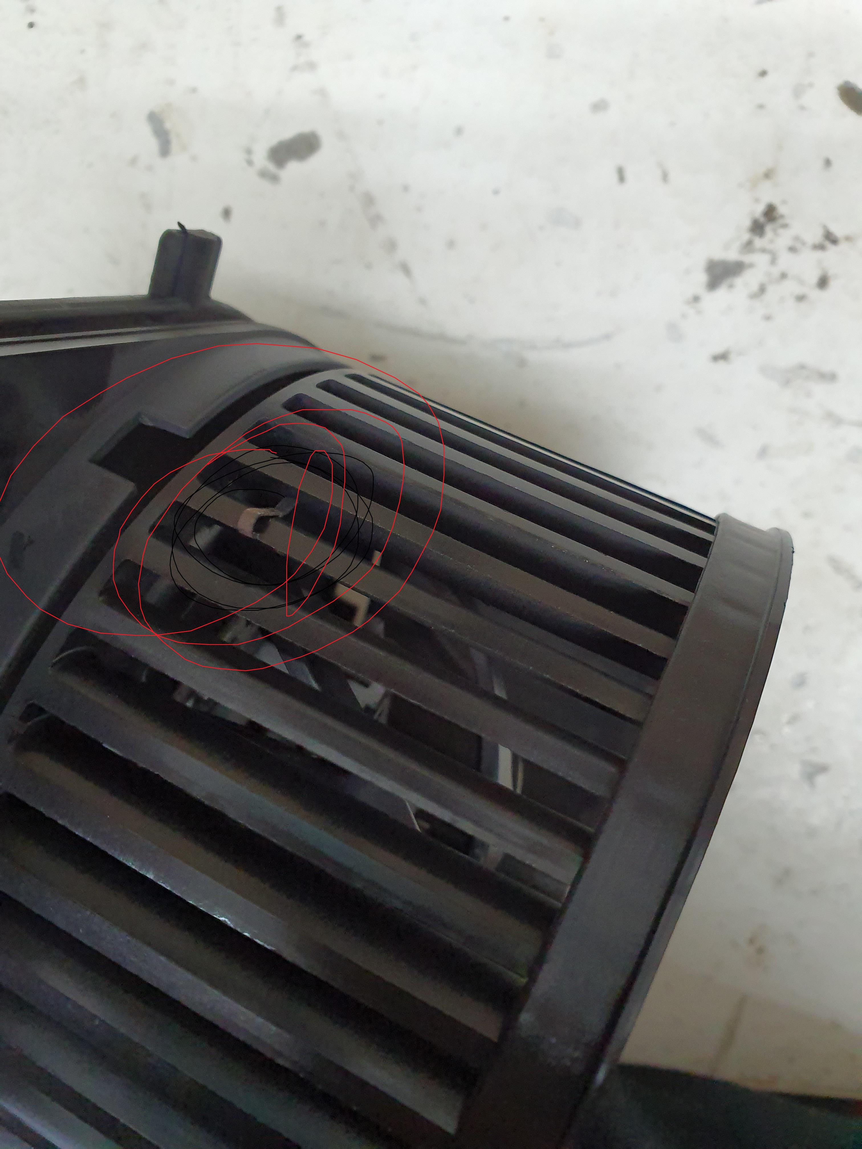 Rattle from air vent engine | Volkswagen Mark IV Forum