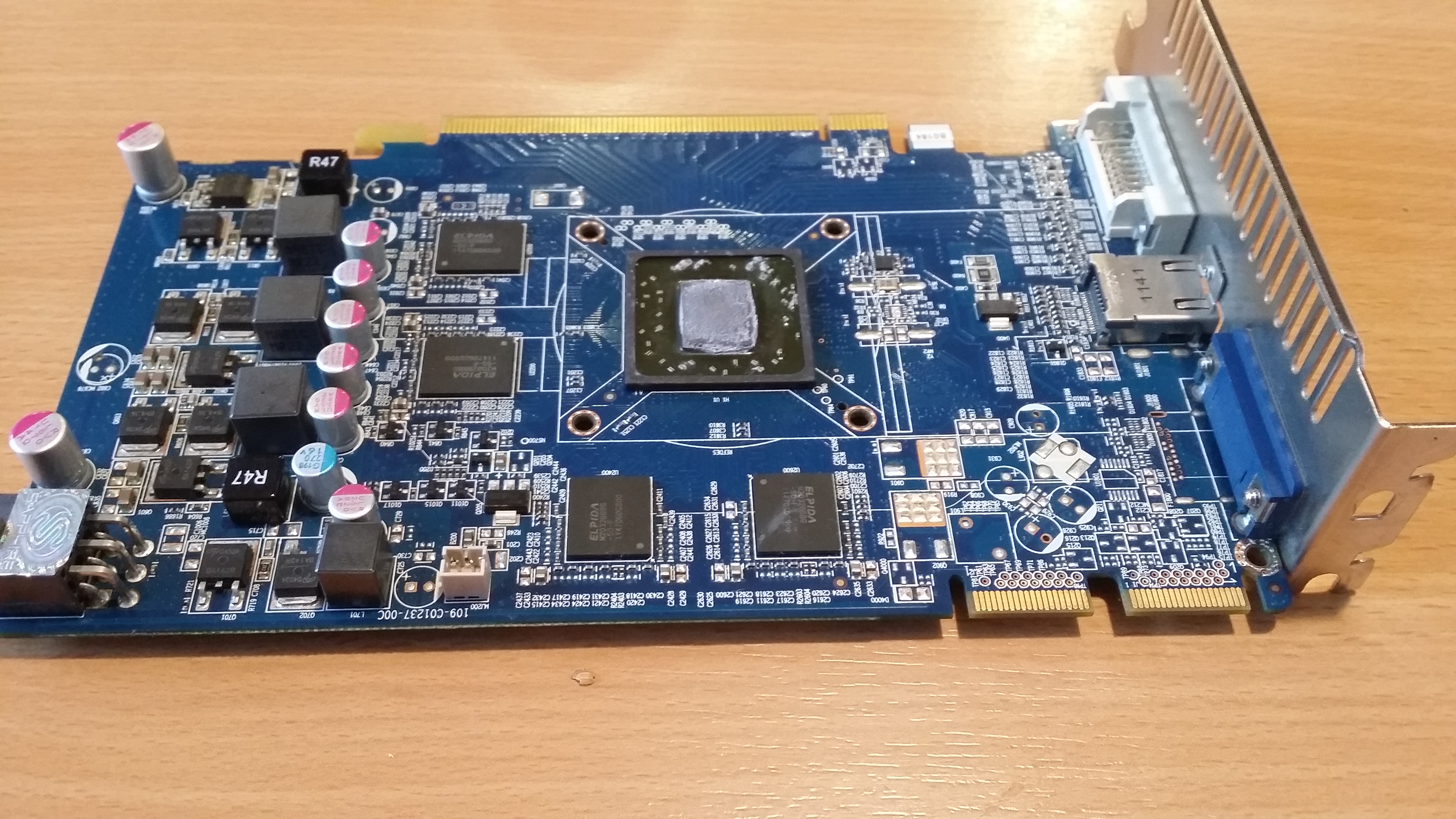 Sapphire Radeon HD 6770 1GB - Przegrzana karta graficzna