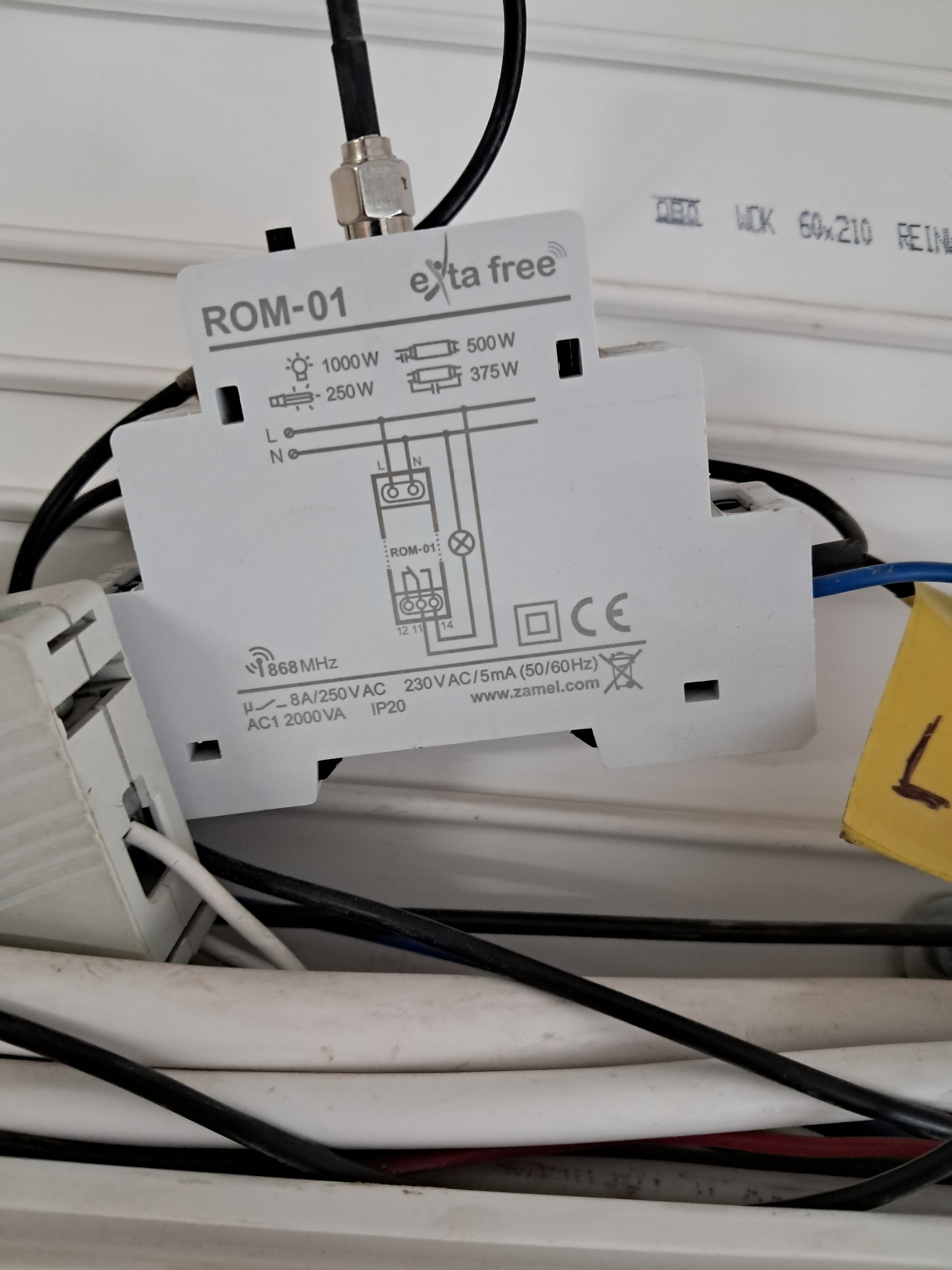 Zasięg odbiornika ROM-01 między budynkami: niestabilność na 200m