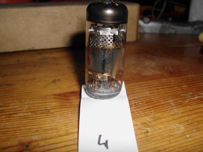 Identyfikacja lamp ECH81, EF80, EF89, EL84, ECC85 na podstawie zdjęć