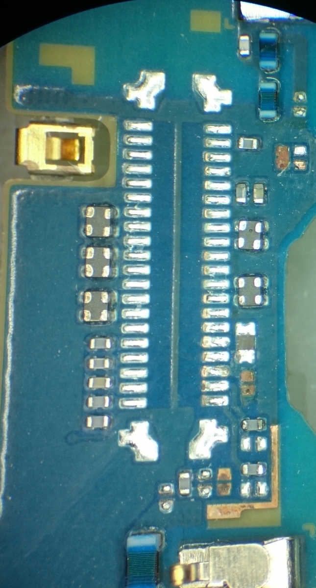 Sony Z3 Compact - brak obrazu po zalaniu, identyfikacja elementów przy ...