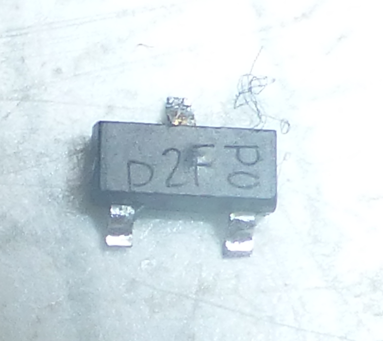 Jak znaleźć dane tranzystora SMD - 2F? Oznaczenie wskazuje na PNP, ale ...