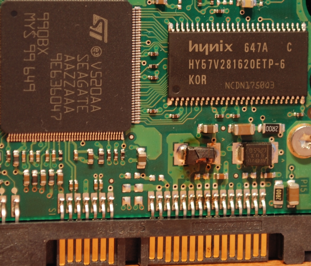 Jak naprawić 5 uszkodzonych dysków po awarii zasilacza? Wymiana transili?