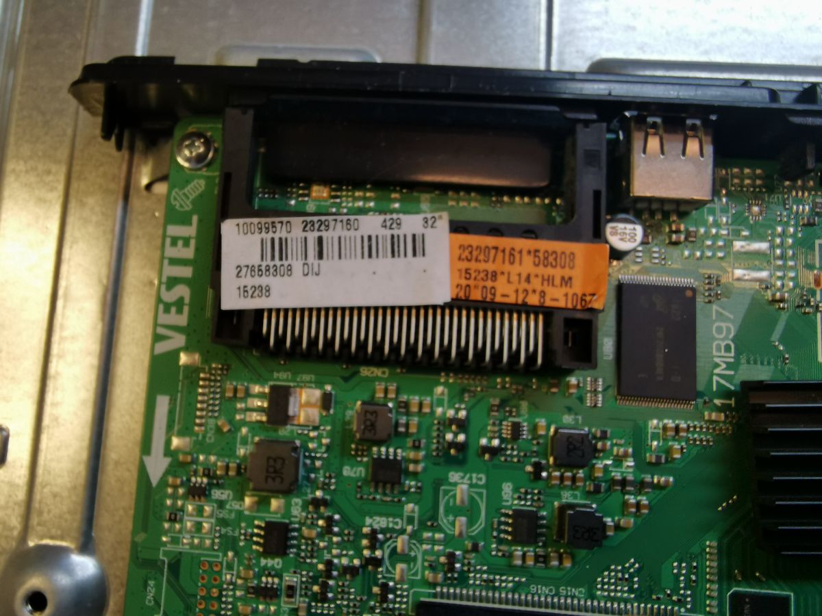 [Rozwiązano] Gdzie znaleźć wsad pamięci 25l1606e do TV JVC LT-32V450 ...