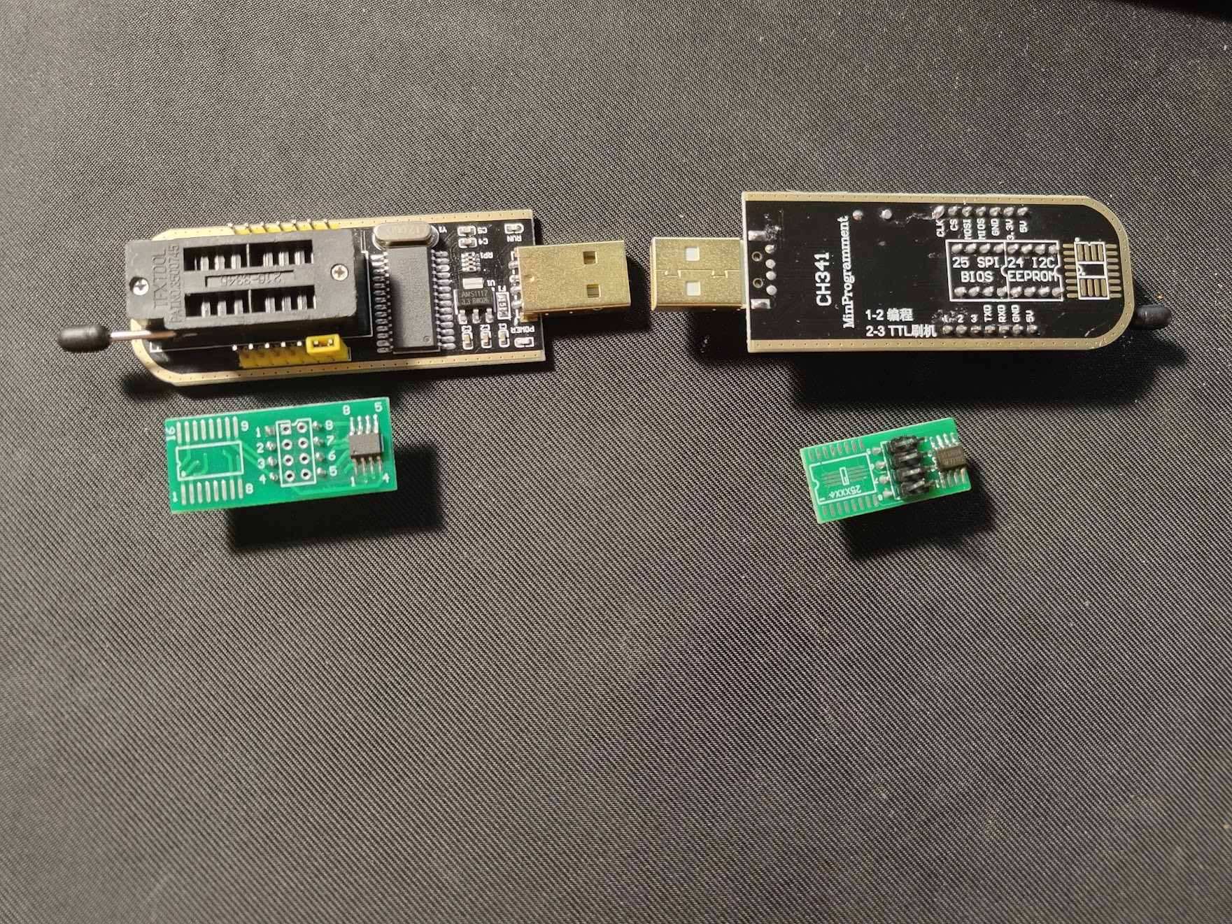 [Rozwiązano] Rozkodowanie radia BLAUPUNKT RCD300 - nieczytające programatory pamięci, eeprom ...