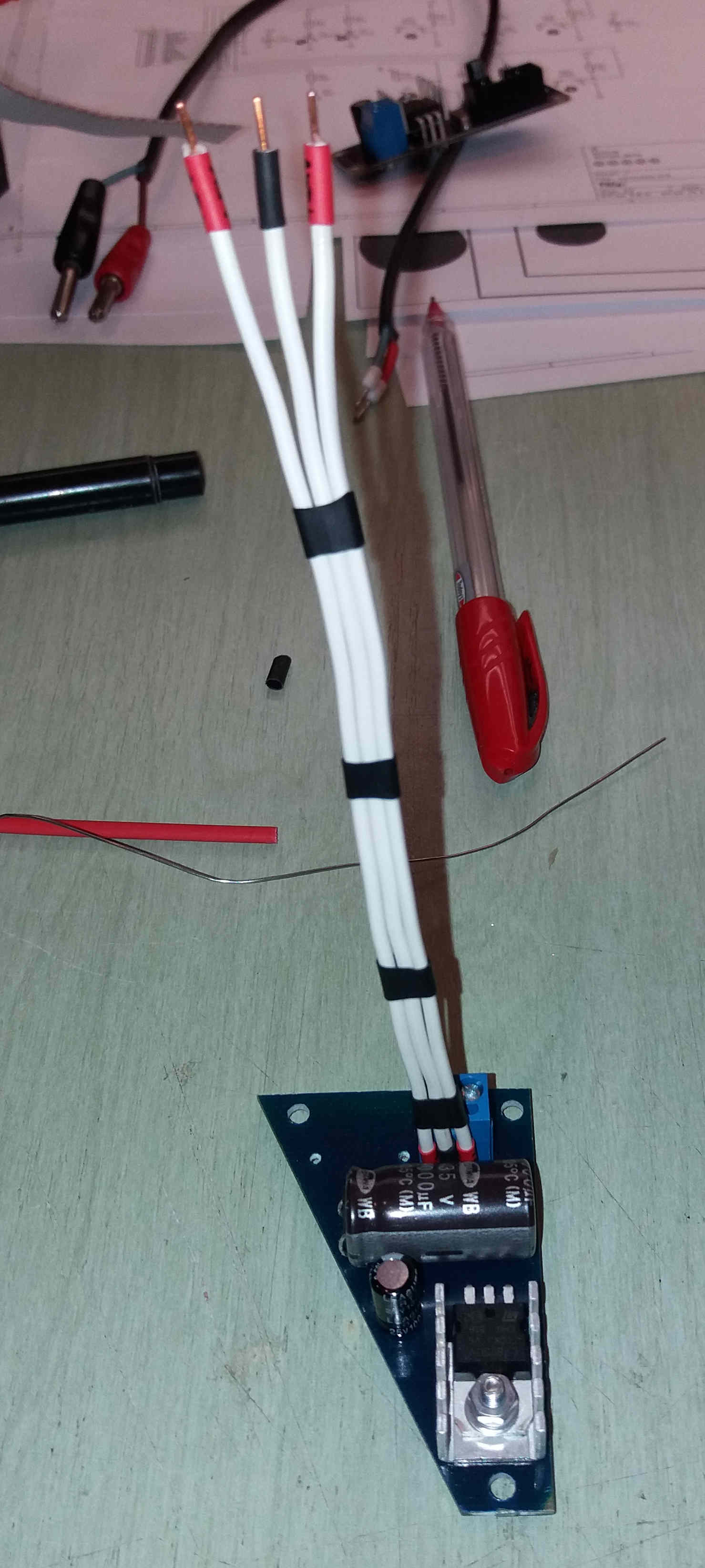 Automatyczny czyścik do grotów lutownicy - 4 - elektroda.pl