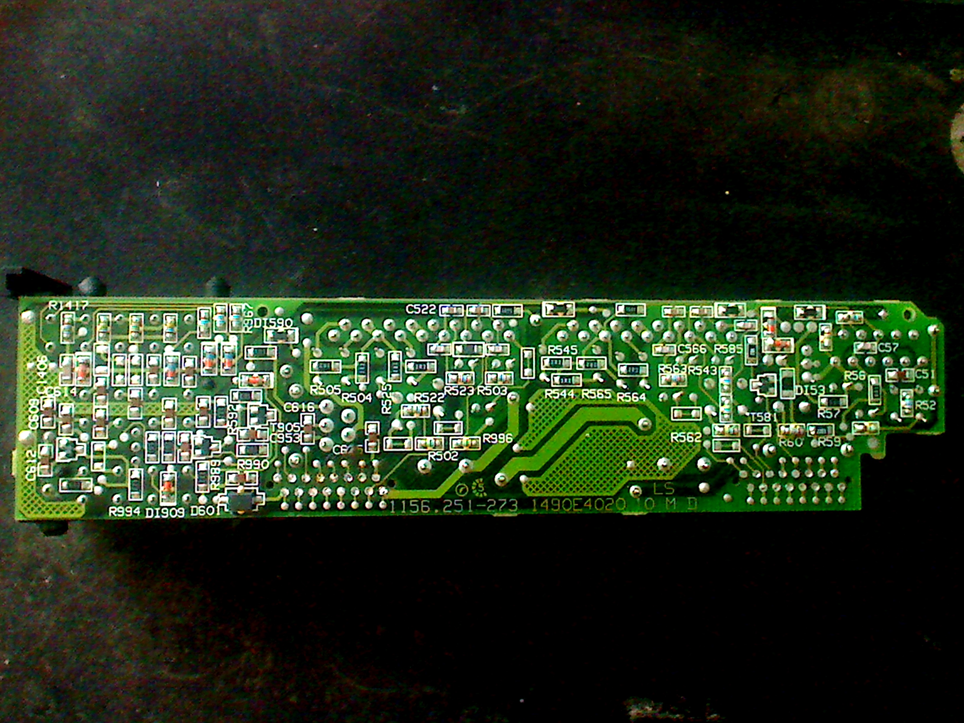 Jak odseparować wzmacniacz Toshiba TA8221 w Becker BE 1650? Szukam ...