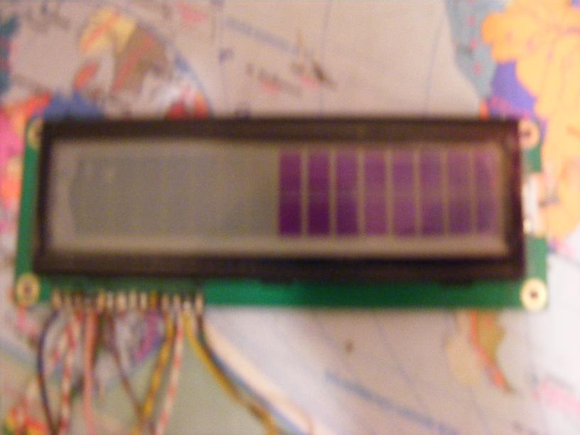 LCD+Atmega8 - wyświetla kwadraciki. Co z wejściami D1-D3?