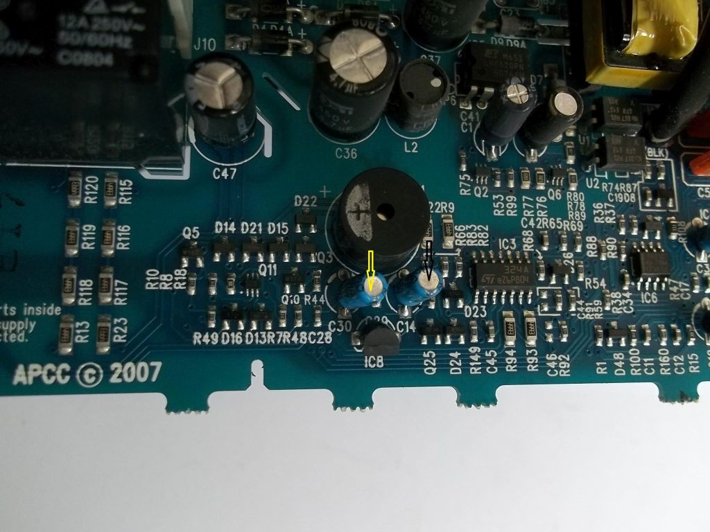 Uszkodzenie w UPS APC Back-UPS ES700 BE700-CP po podłączeniu suszarki ...