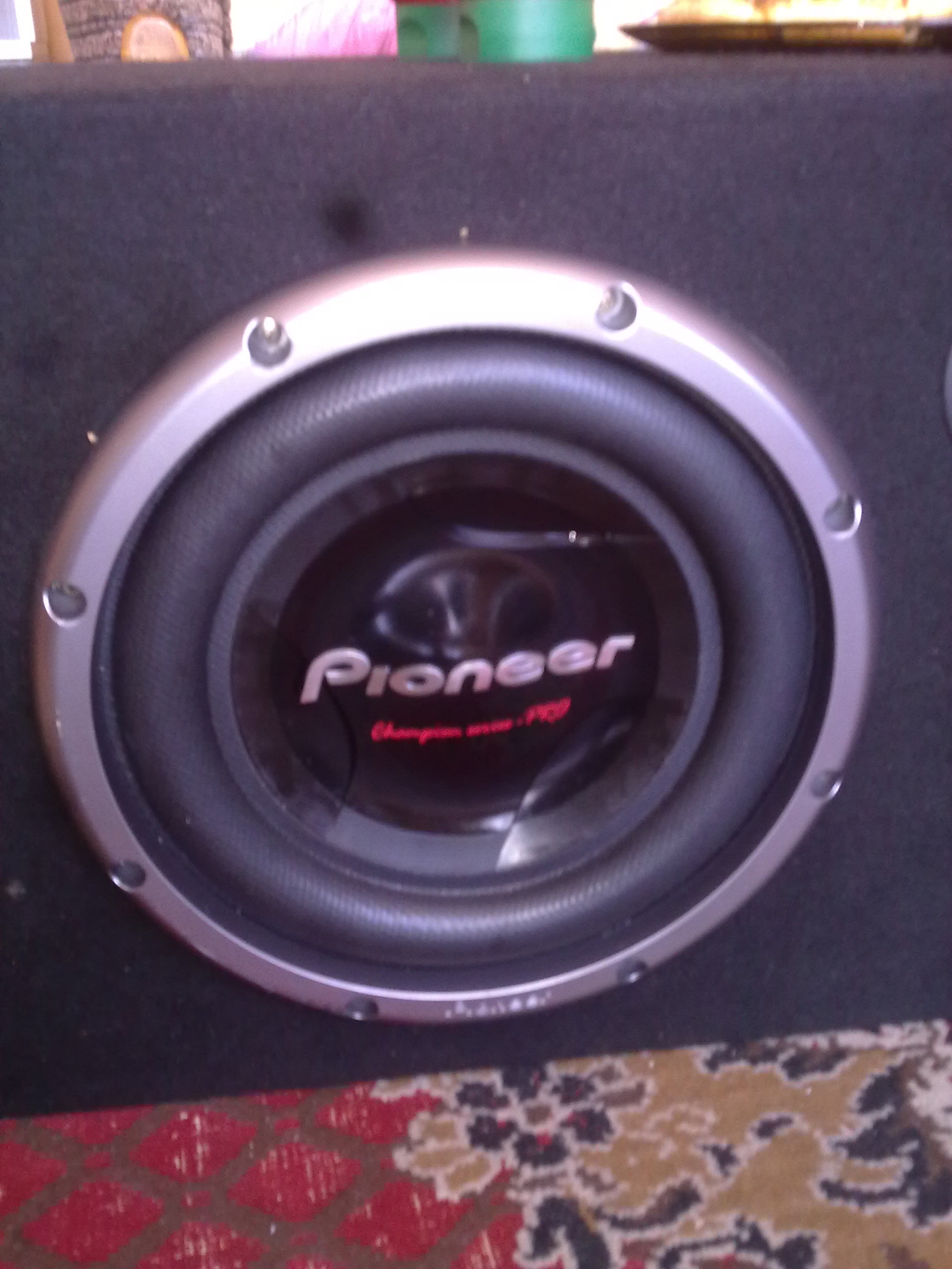 [Sprzedam] Subwoofer Pioneer TS-W3002D4 1000W RMS - elektroda.pl