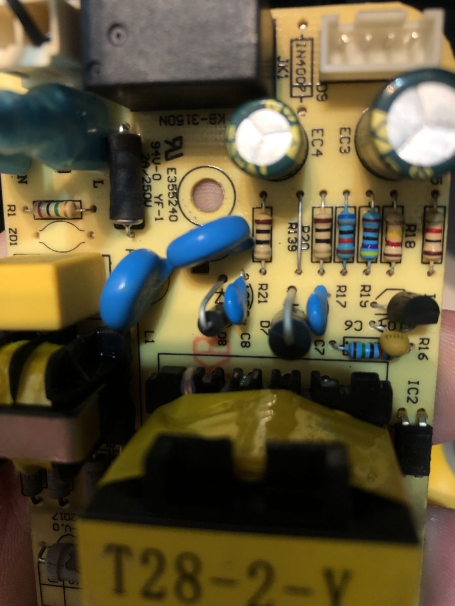 Płytka zasilania ultradzwiękowy nawilżacz powietrza Elektrolux KB-3150N