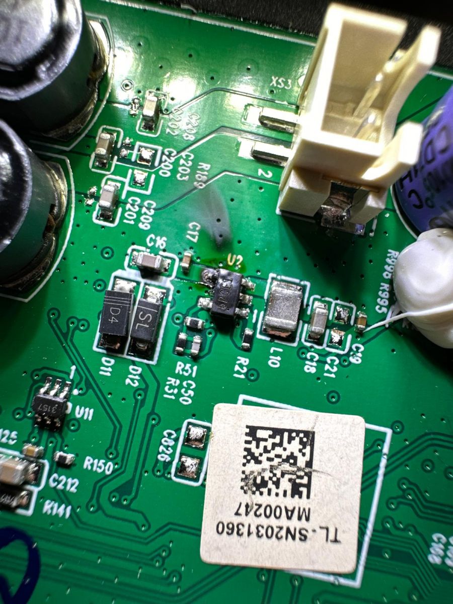 Identyfikacja elementu SMD ze zdjęcia - co to może być?