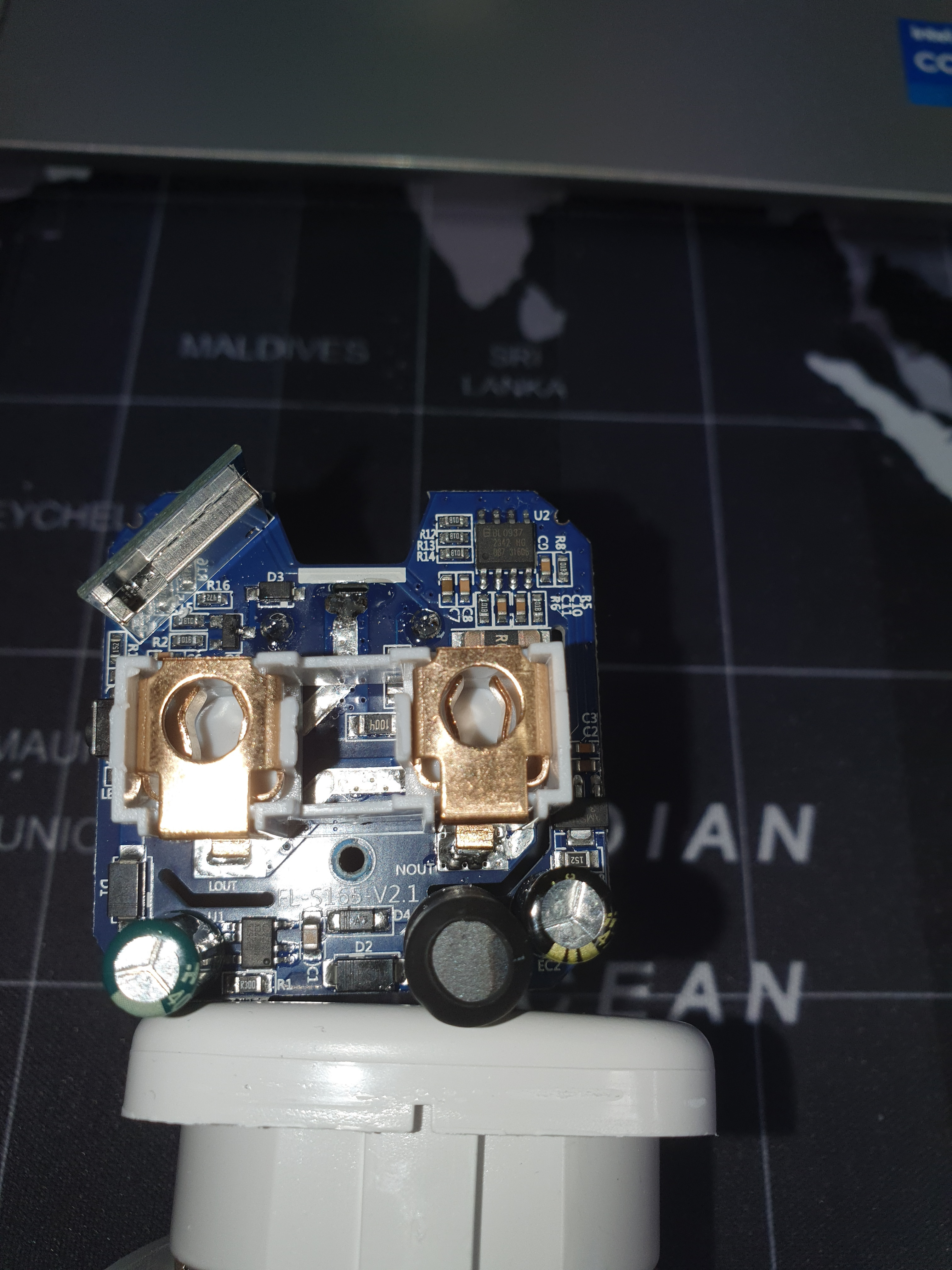 LSPA9 socket with BL0937 and ZTZS module - how to connect the programmer?