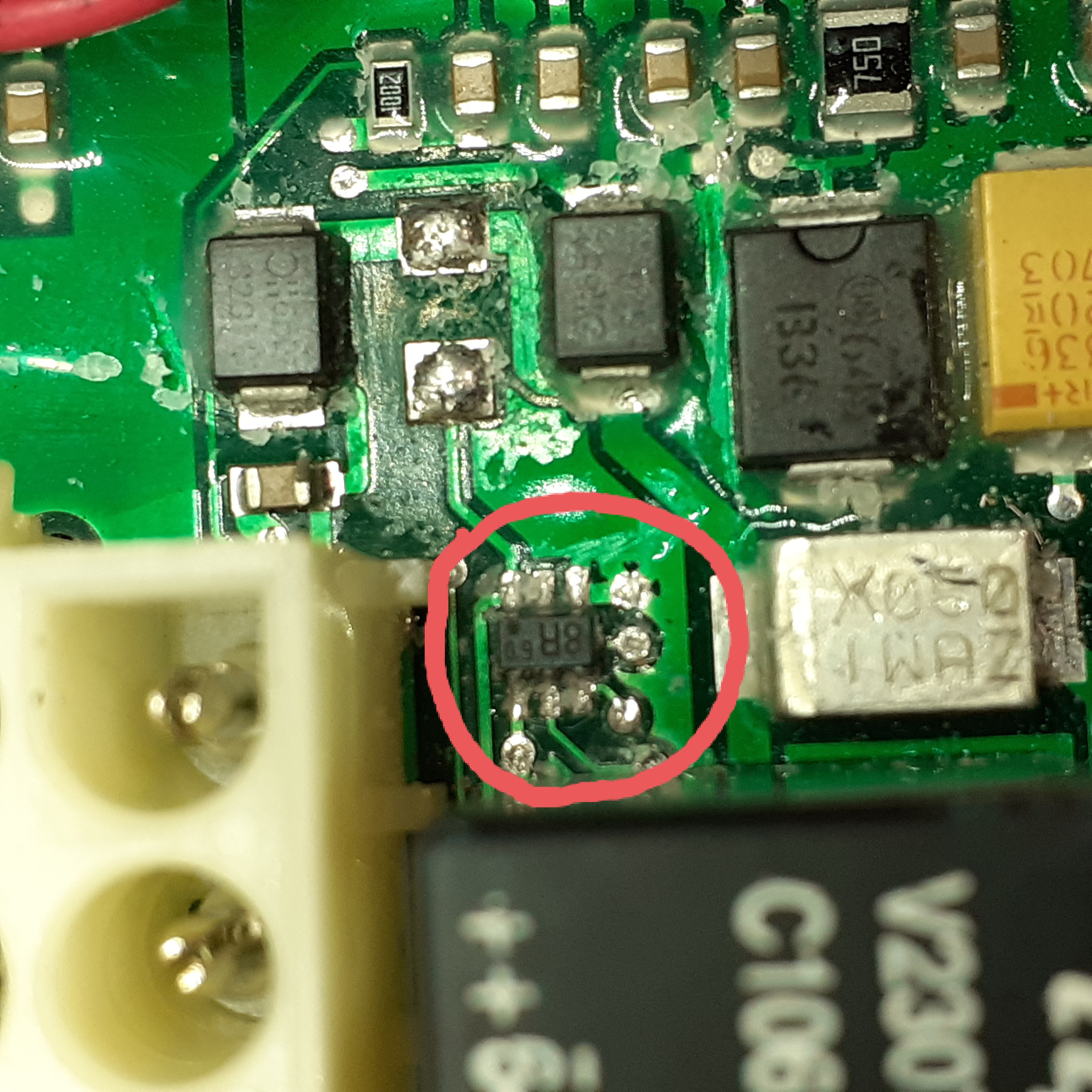 [Rozwiązano] Element smd symbol 8R - Nie mogę zidentyfikować element ...