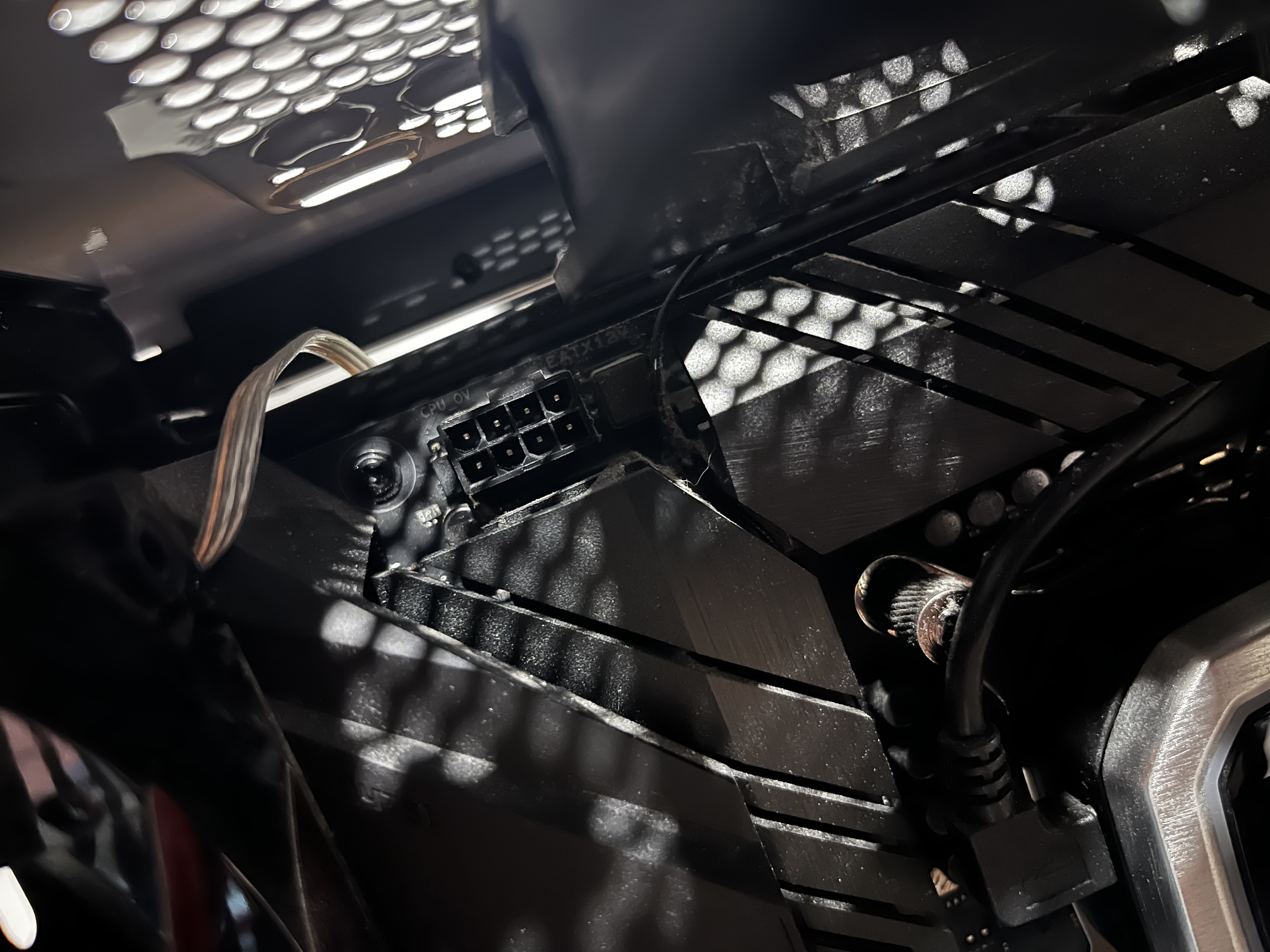 [Rozwiązano] Jaki zasilacz dobrać pod wejście EATX12V i RTX 3080, ROG ...