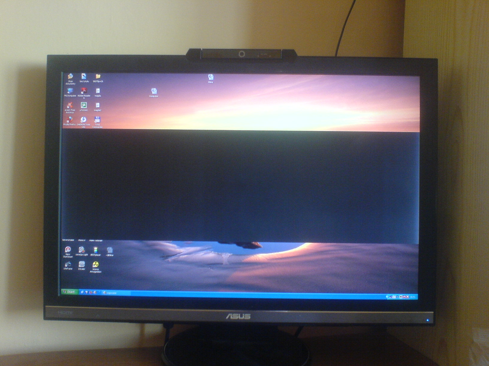 Monitor ASUS MK241H - pasy na ekranie, problem z wyświetlaniem obrazu ...