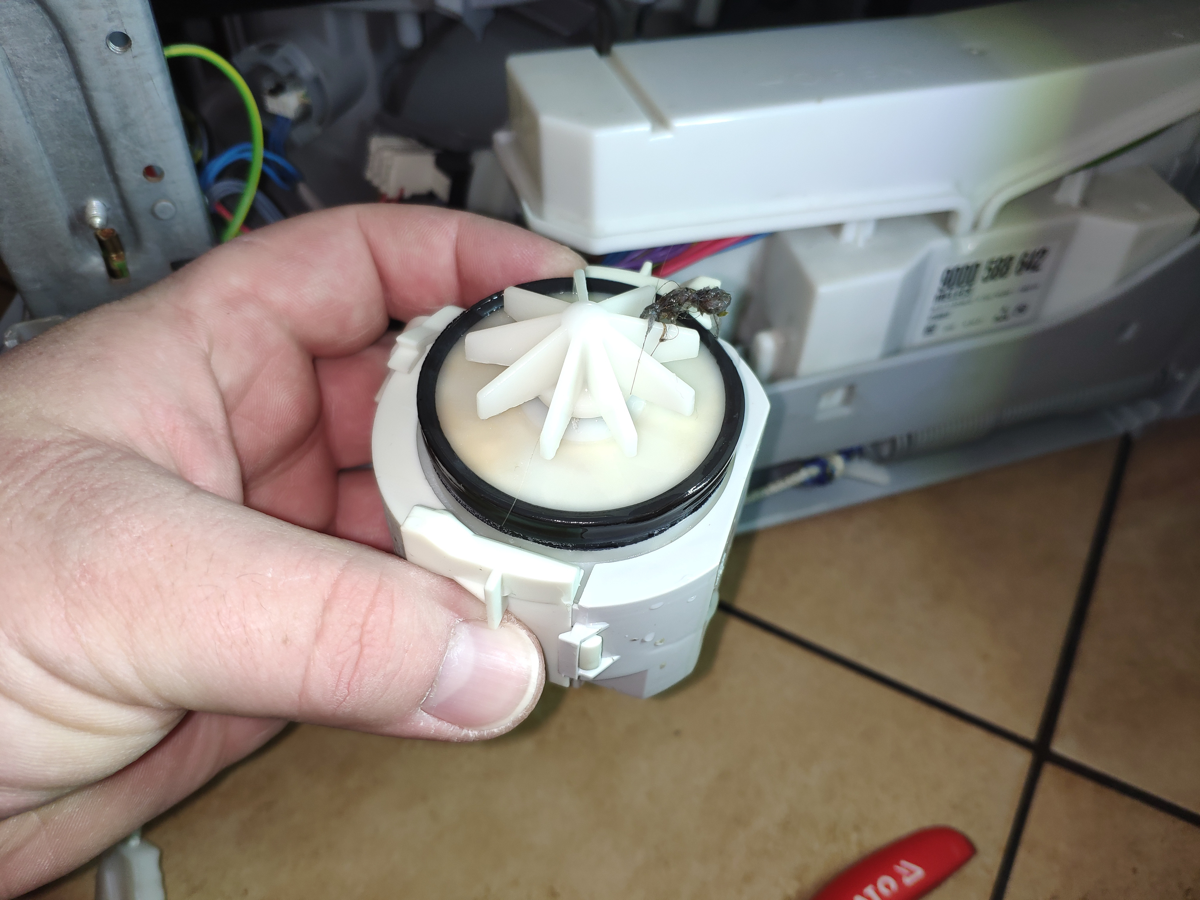 [Rozwiązano] Bosch SPV53M10EU/01 - na koniec pojawia się błąd E22 - 2