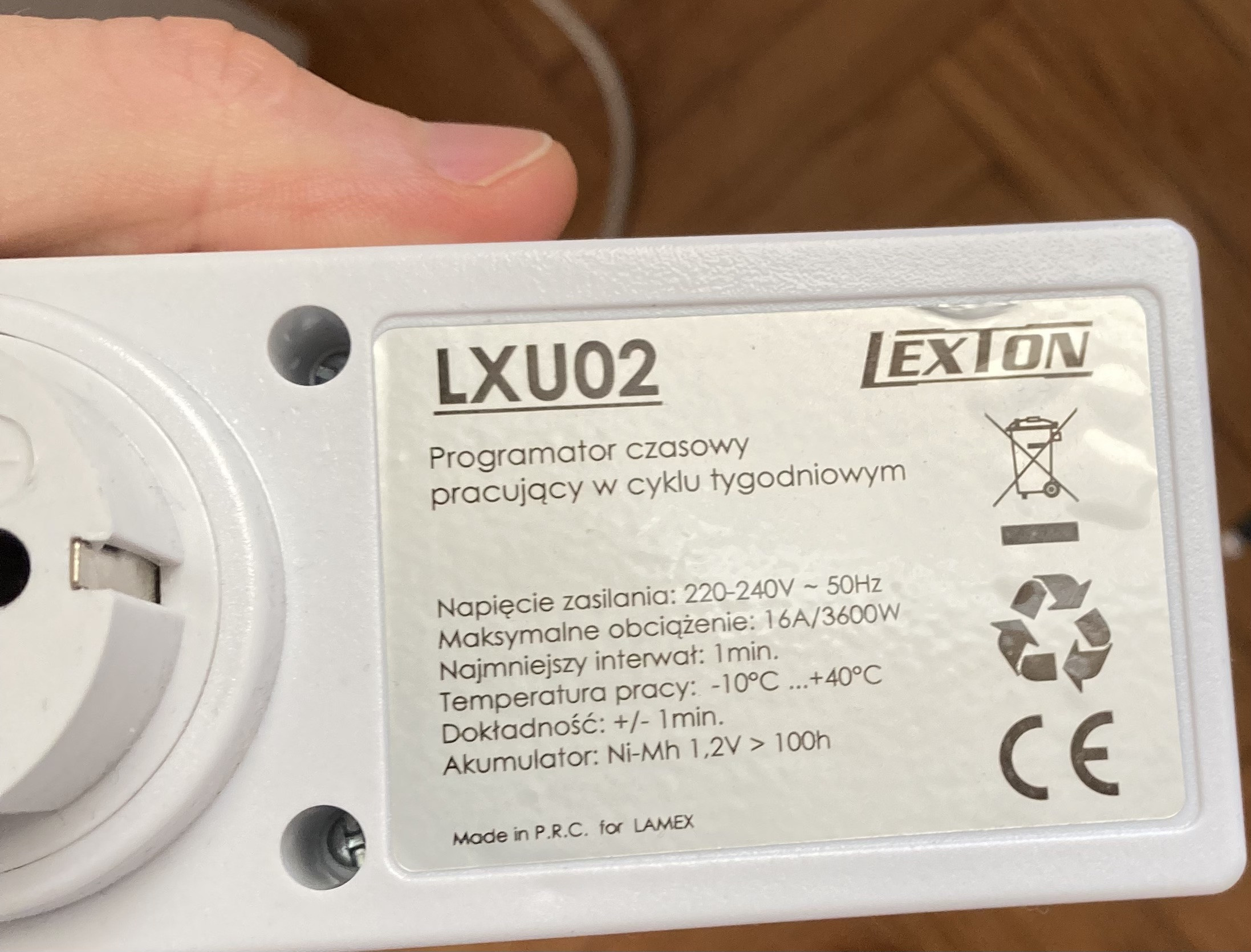 LEXTON LX U02 cyfrowy programator nie odcina prądu