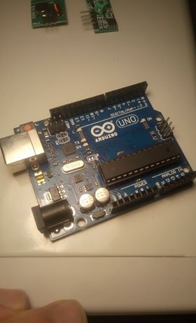 Kodowanie sterowania łazikiem Curiosity z FS100A na Arduino UNO