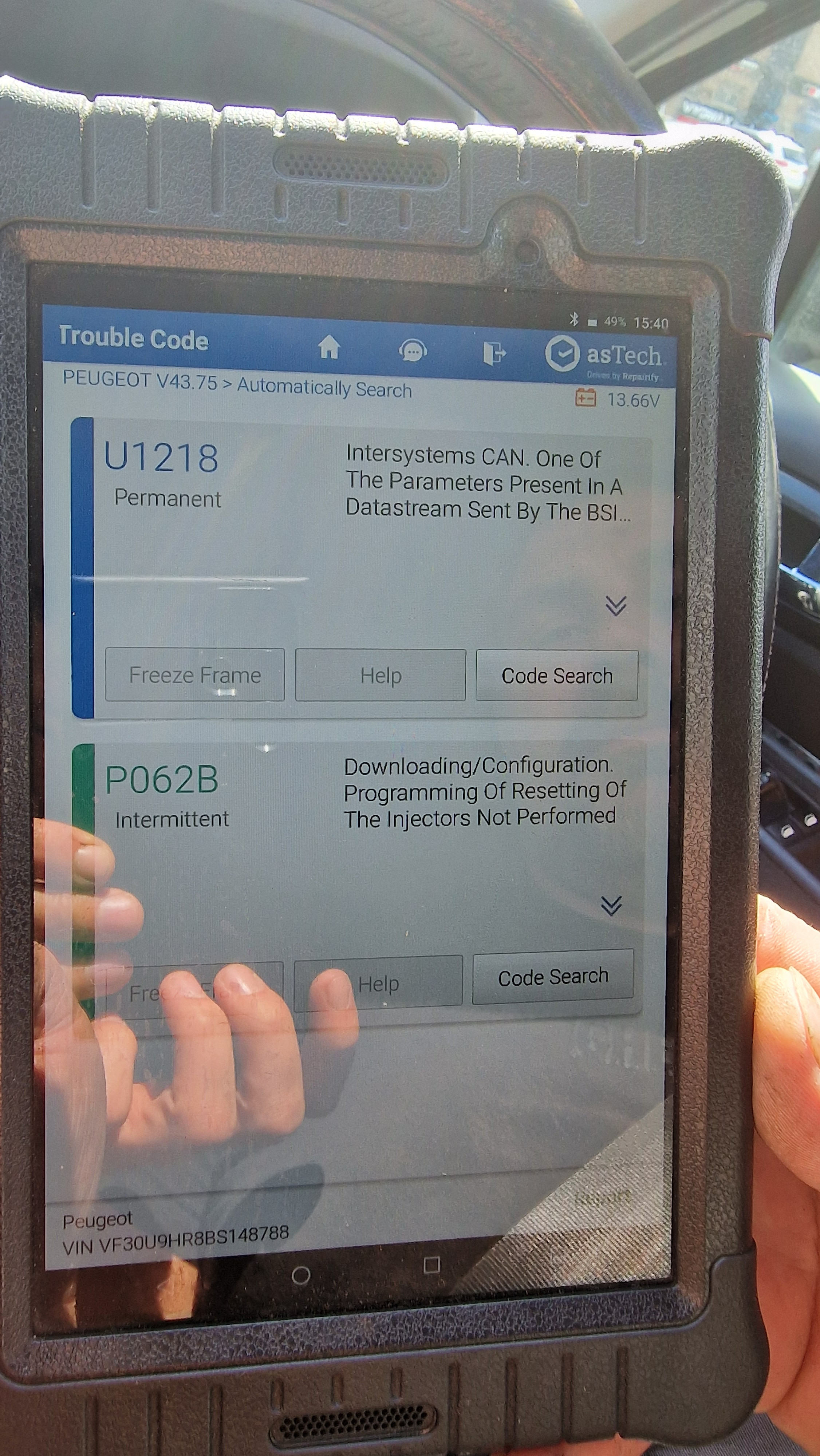 Peugeot 3008 1.6 HDi 2011 - błąd P062B i U1218 po wymianie wtrysku nr 2