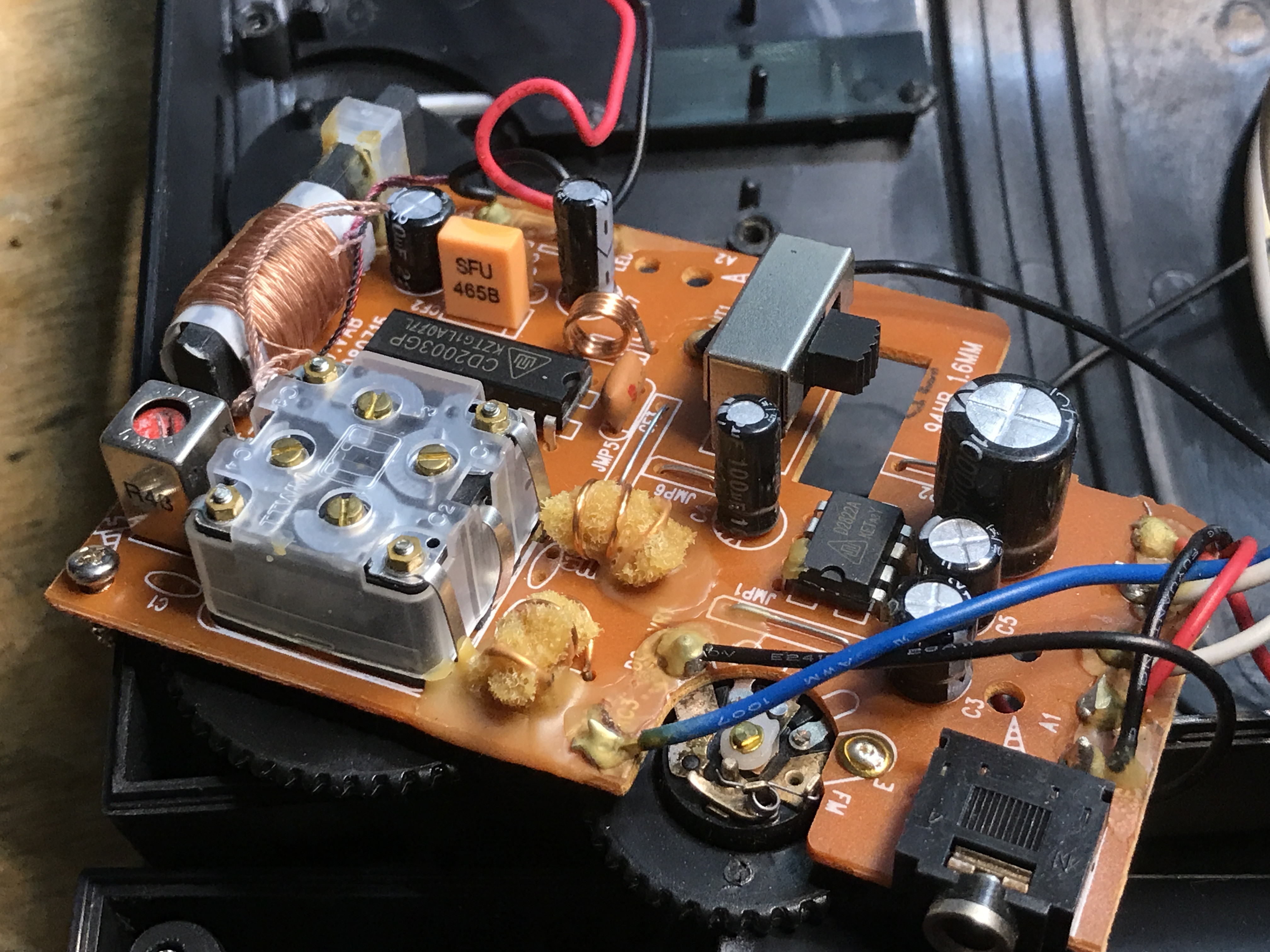 Proste radio AM/FM - Lowry - CD2003GP i D2822A - możliwość podłączenia ...