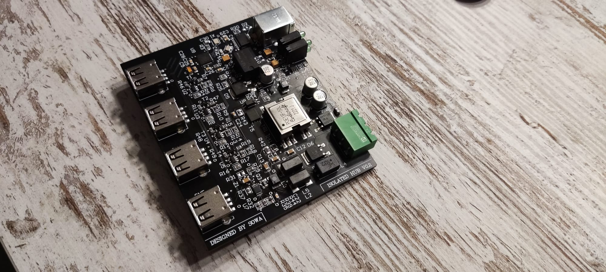 Isolated active high speed USB hub - elektroda.com