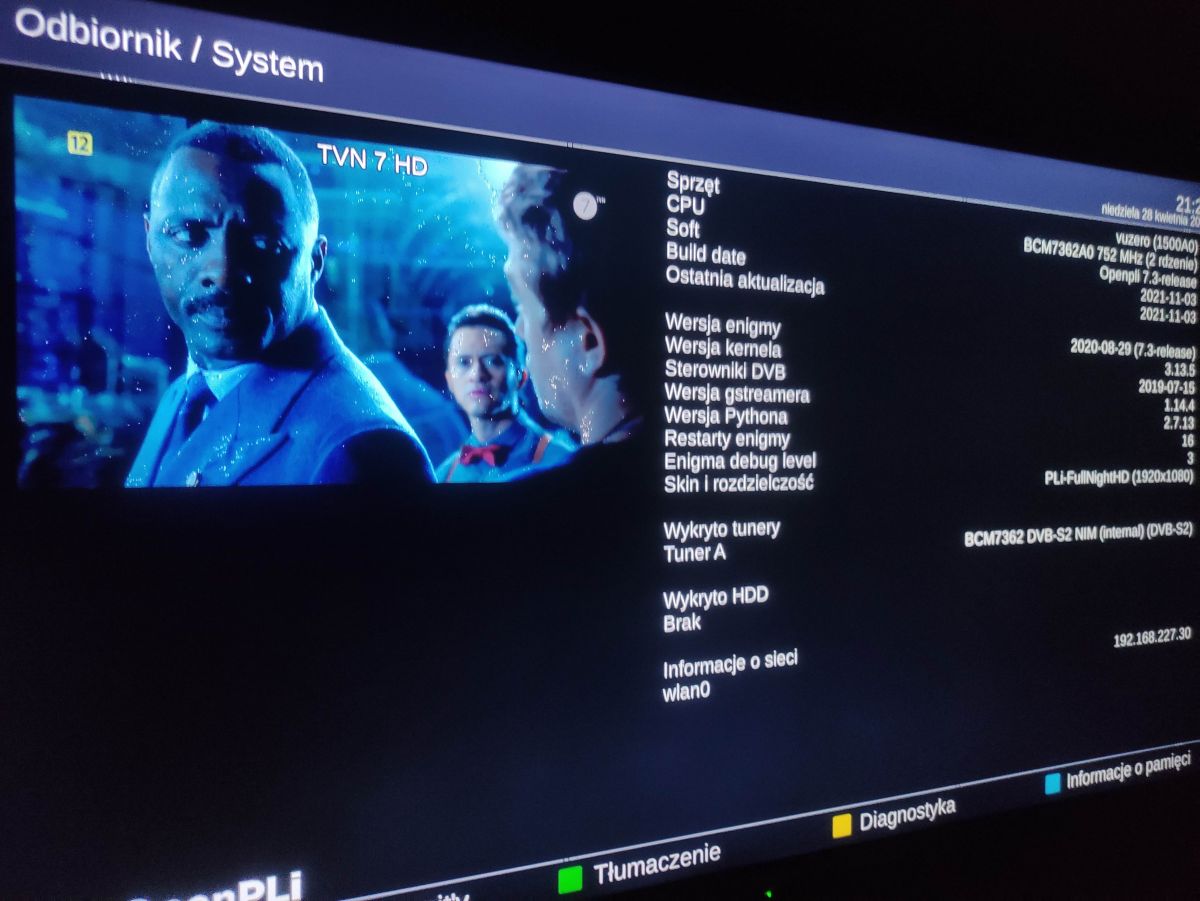 [Rozwiązano] Białe pixele na krawędziach cieni w TV Thompson - co może ...