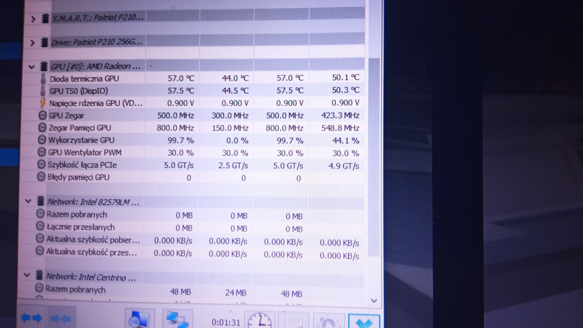 Laptop Radeon HD 7570M - Artefakty po załadowaniu windows'a