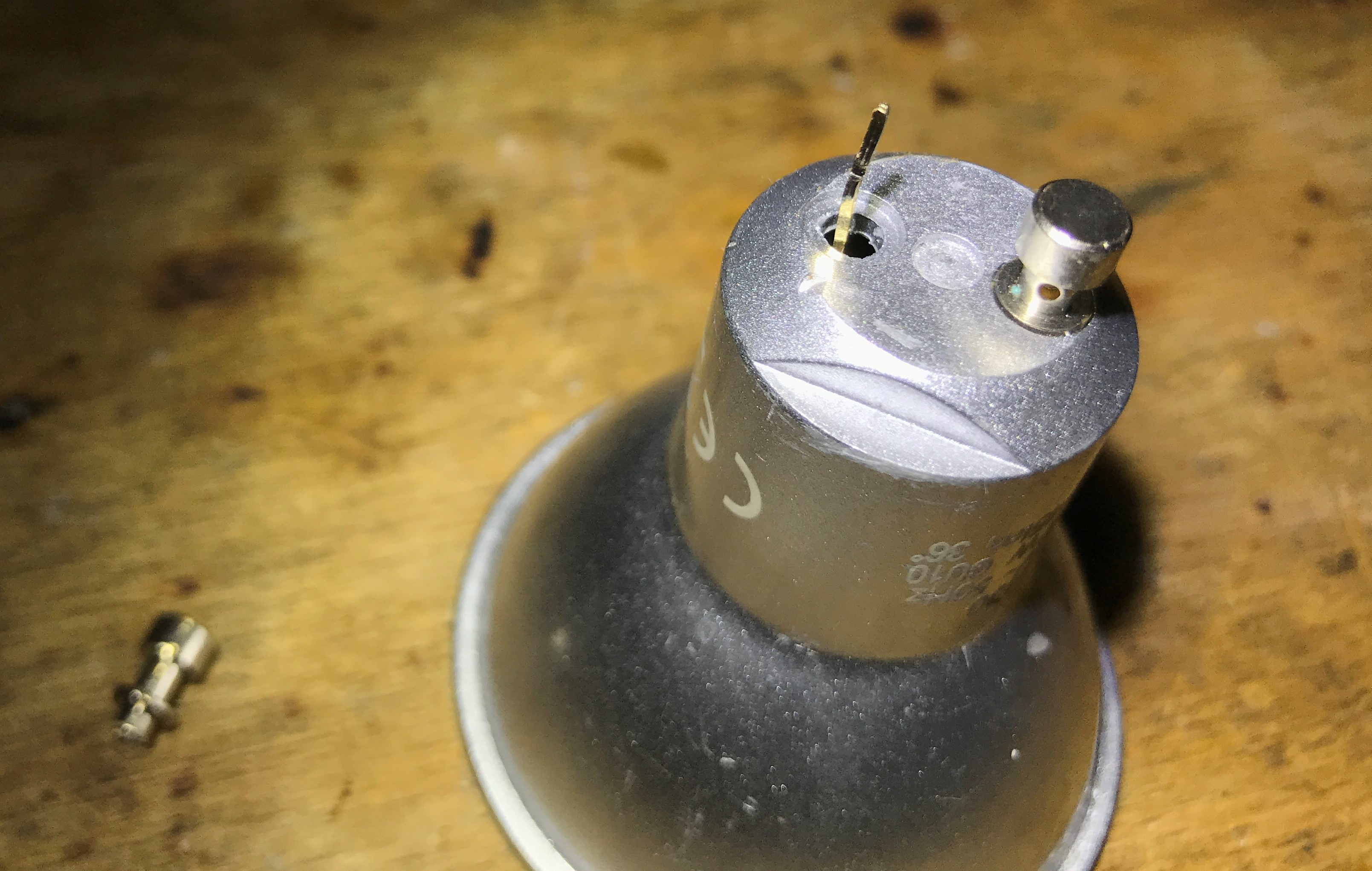 Moes Smart LED Bulb WB-TD5-RWW-GU10-MS (BP5758): Flashing ...