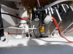 [Rozwiązano] Jak zmienić gniazdo w głośniku Bush na mini jack? CD8227GP