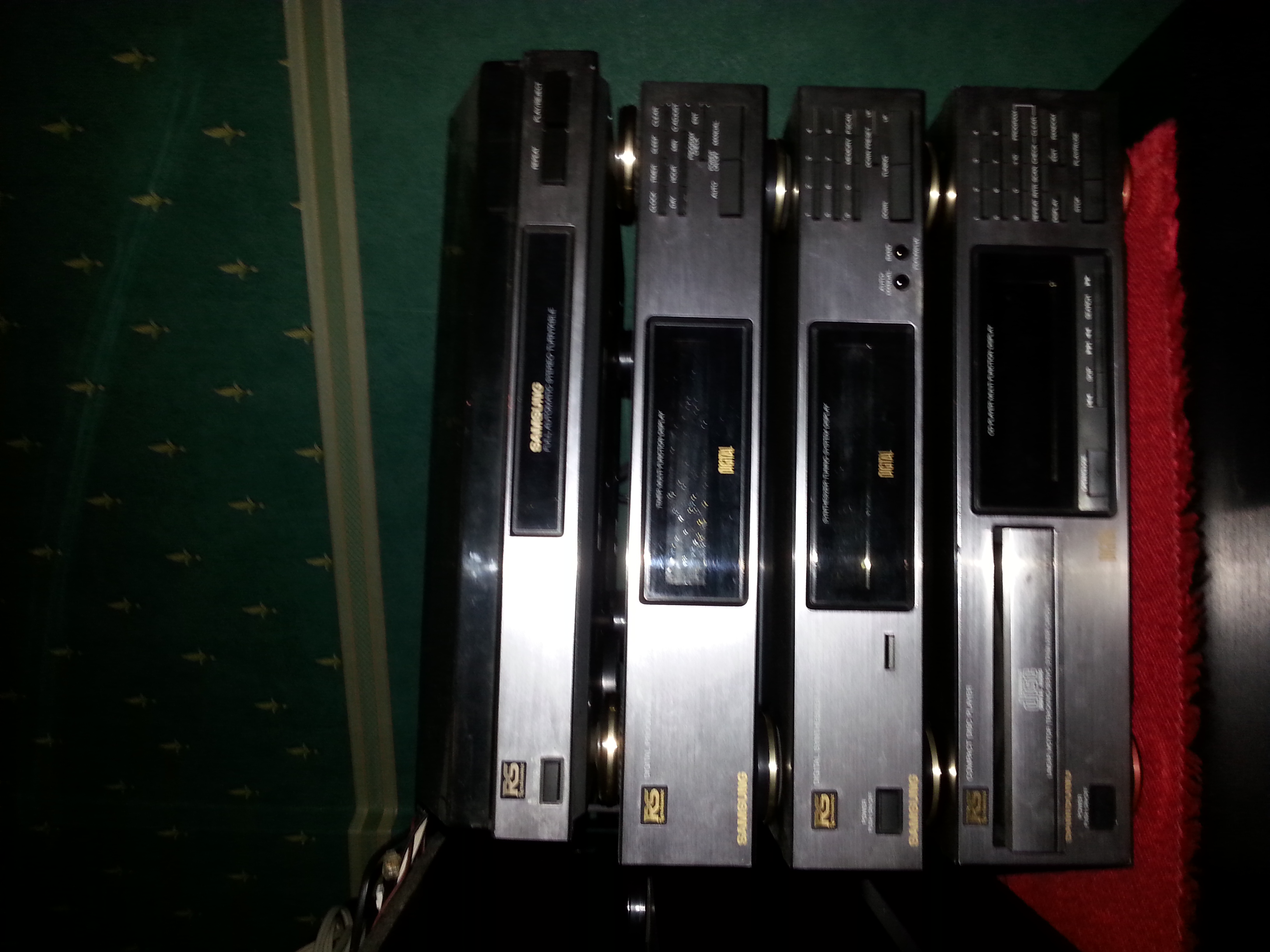 Samsung Renaissance - Jaki wzmacniacz do sprzętu po uszkodzeniu przez ...