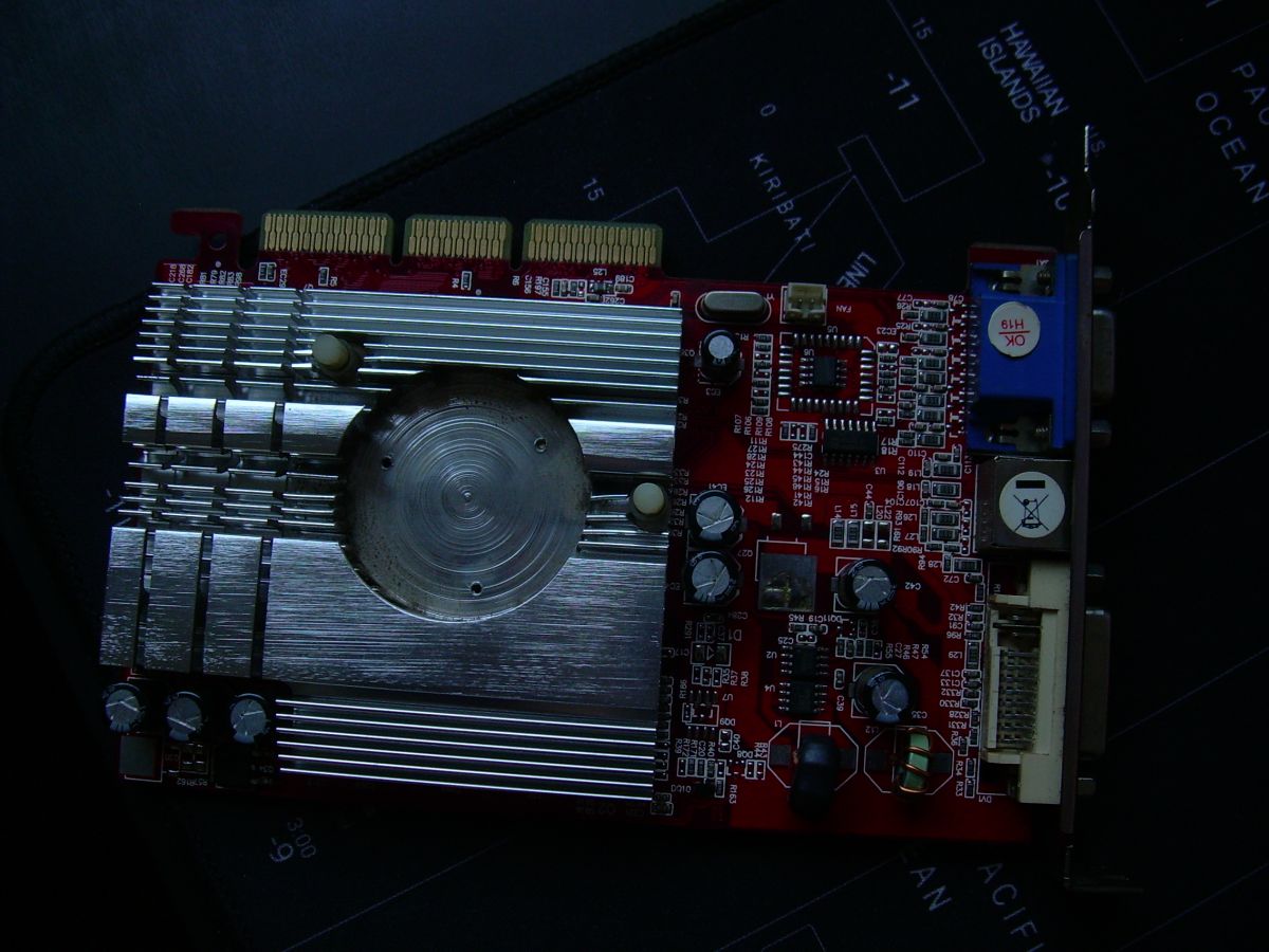 Identyfikacja modelu i producenta starej karty graficznej na podstawie ...