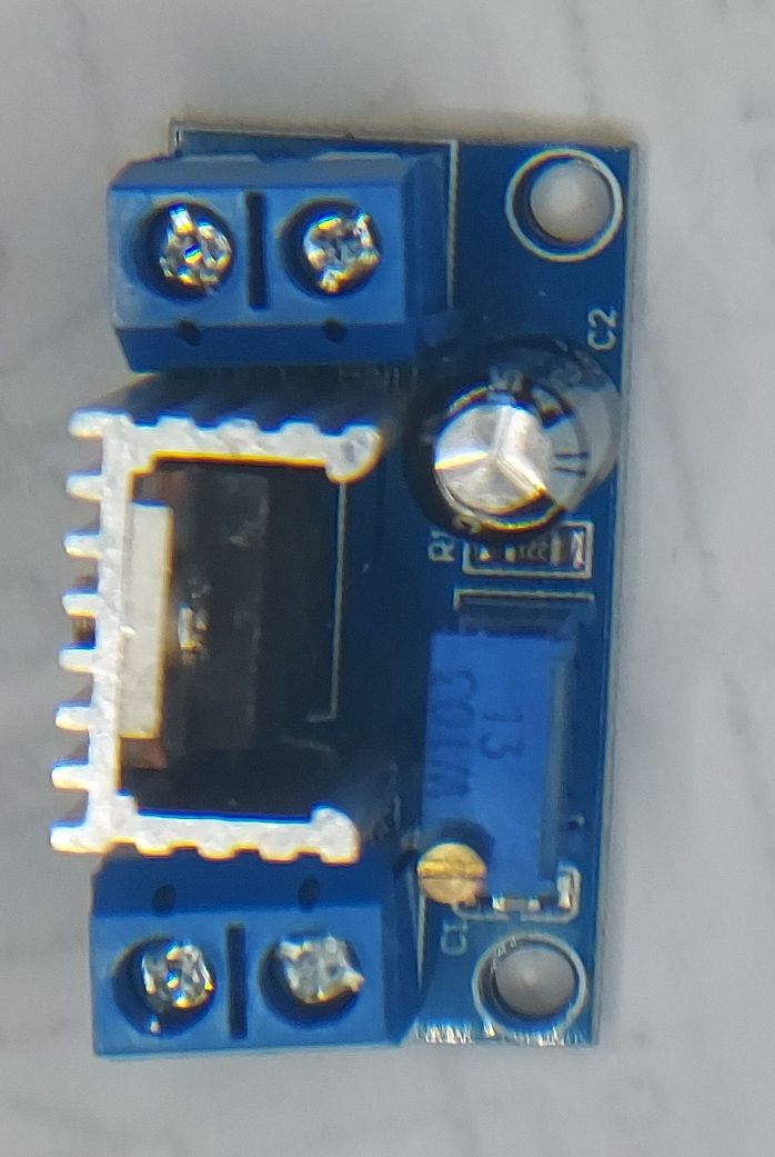 Przełączenie regulowanego mini zasilacza LM317 w źródło prądowe do 100 mA