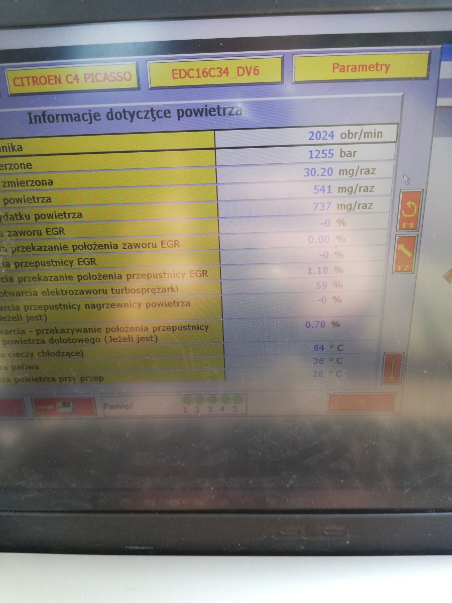 [Rozwiązano] Citroen C4 Picasso - brak mocy, błędy, obroty silnika ...