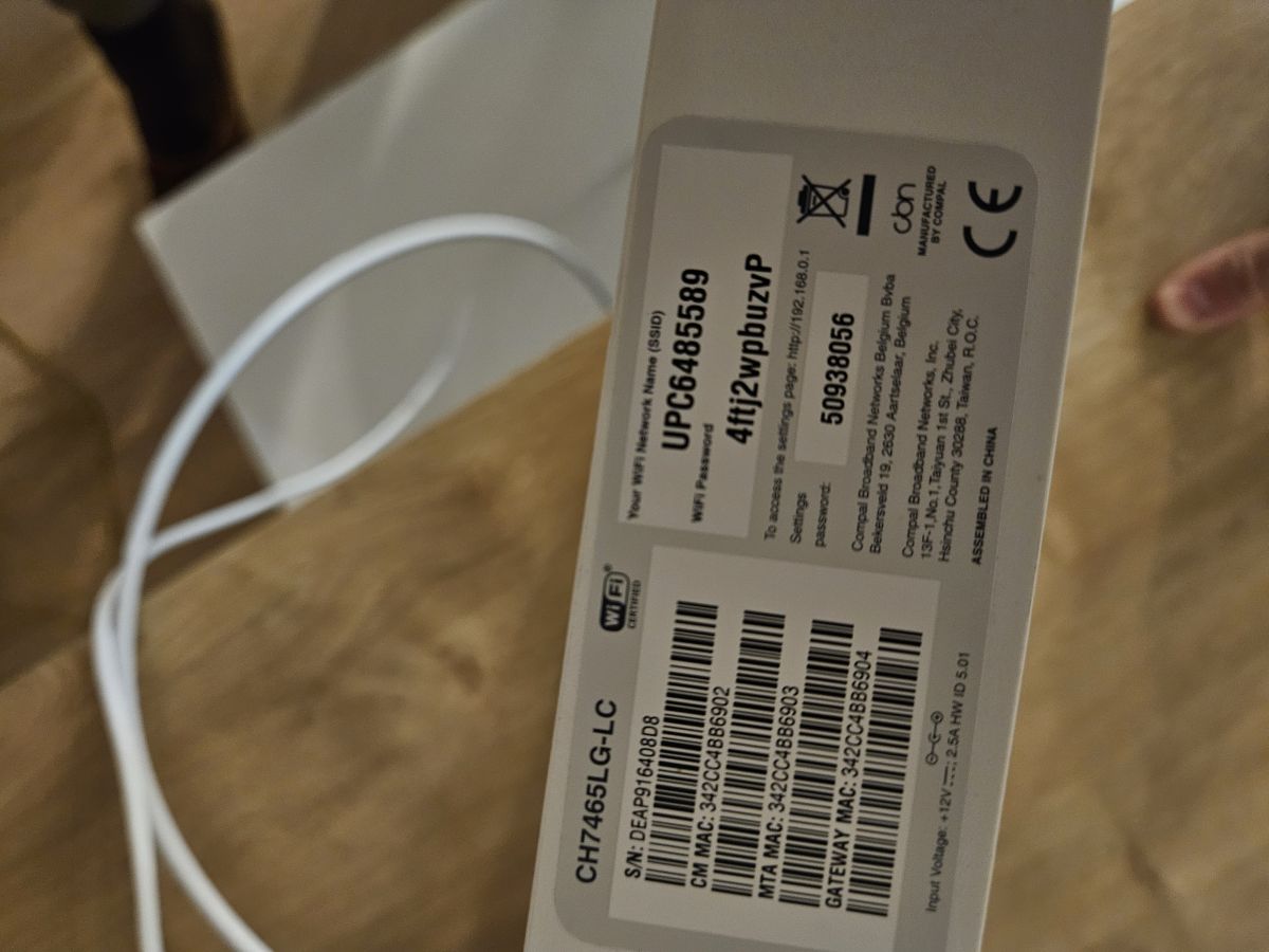 Jak podłączyć modem UPC connect box z gniazdkiem internetu? Jaki kabel