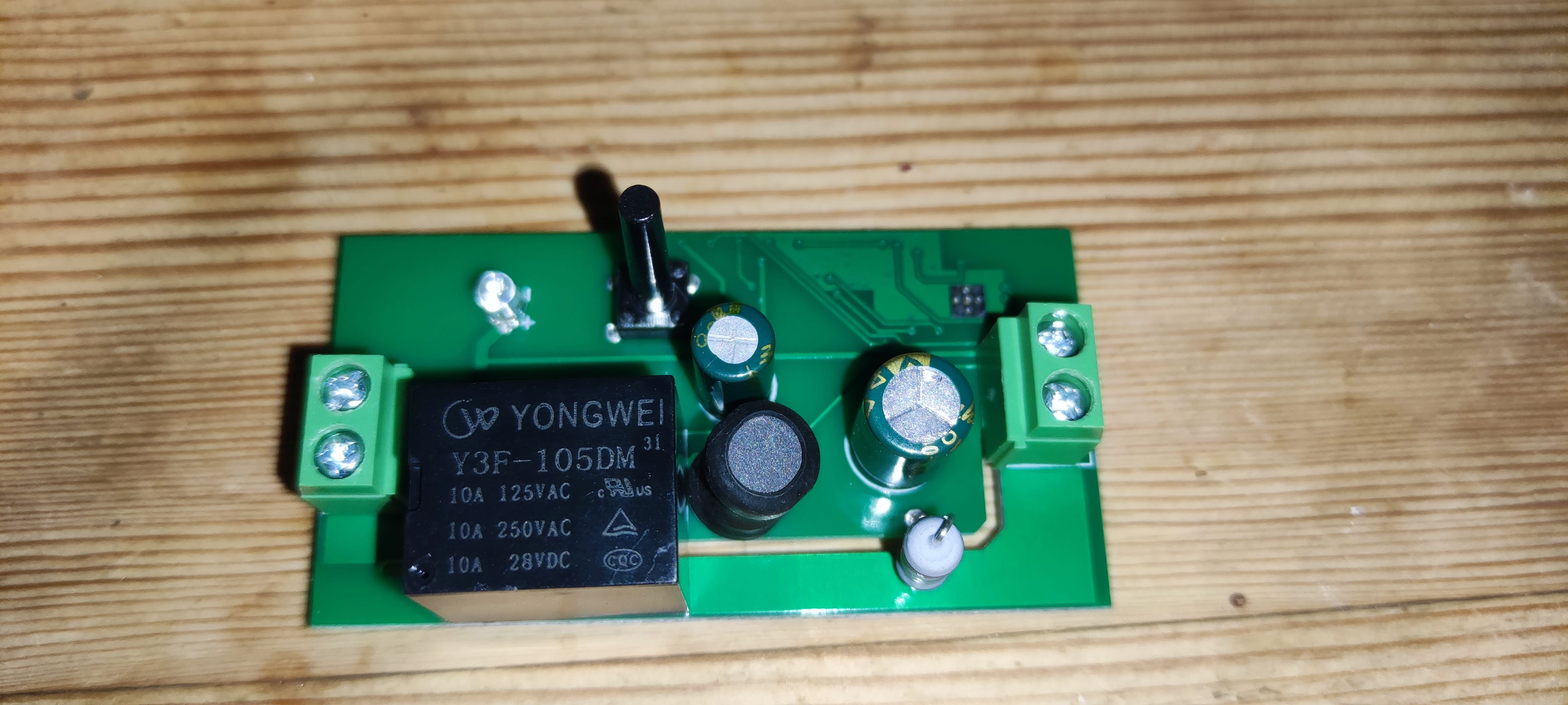 Identifying ESP8285 10A Generic Smart WiFi Module from Ali - Pinout Query