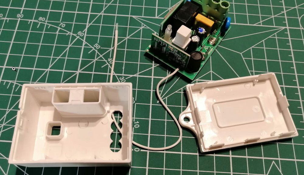 ERC309 Kinetic Relay Switches: TYWE3S Replaced by CB3S - Teardown and ...