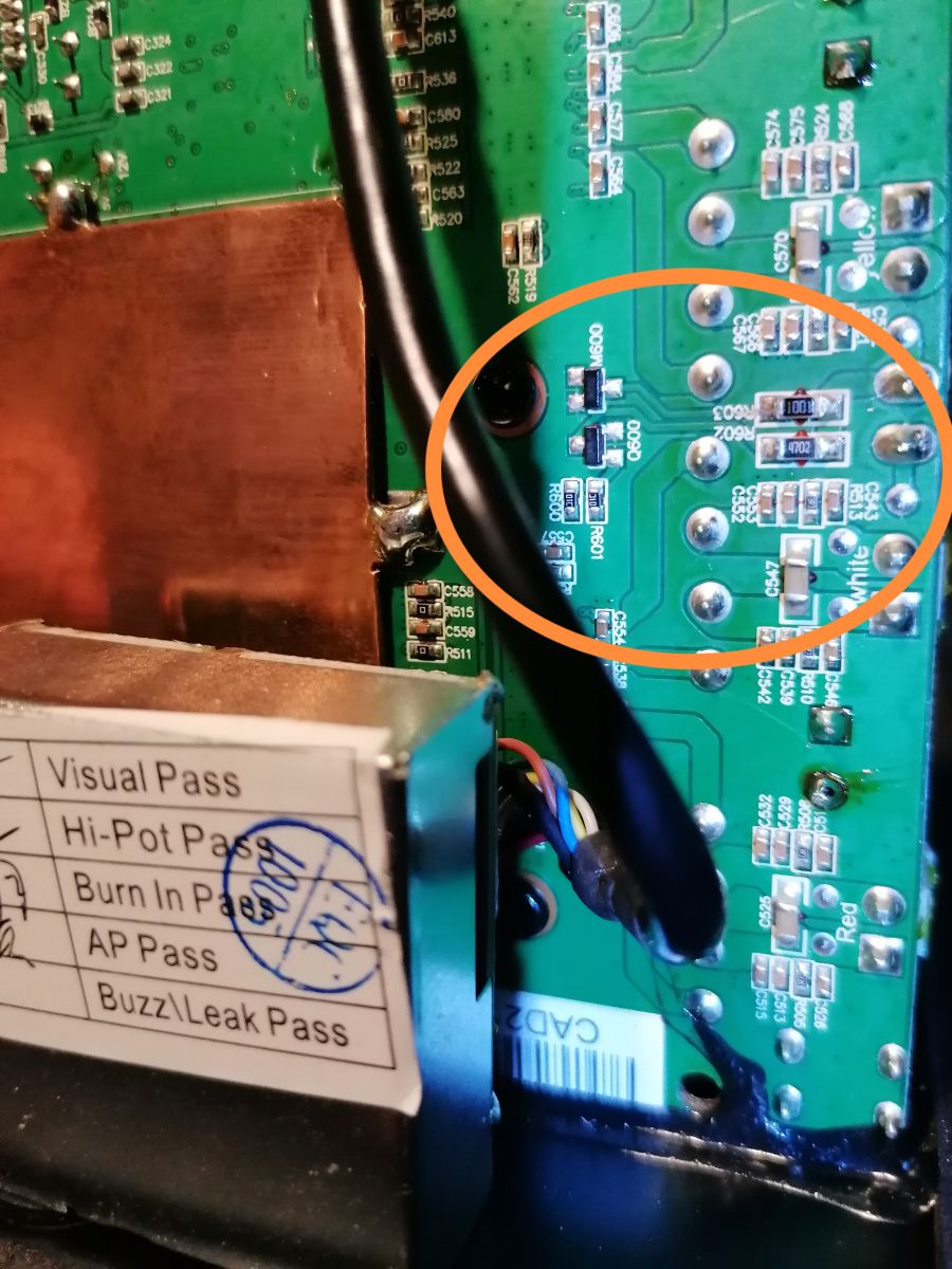 Rezystor SMD 1001 się nagrzewa i nie przewodzi napięcia w Canton musicbox M