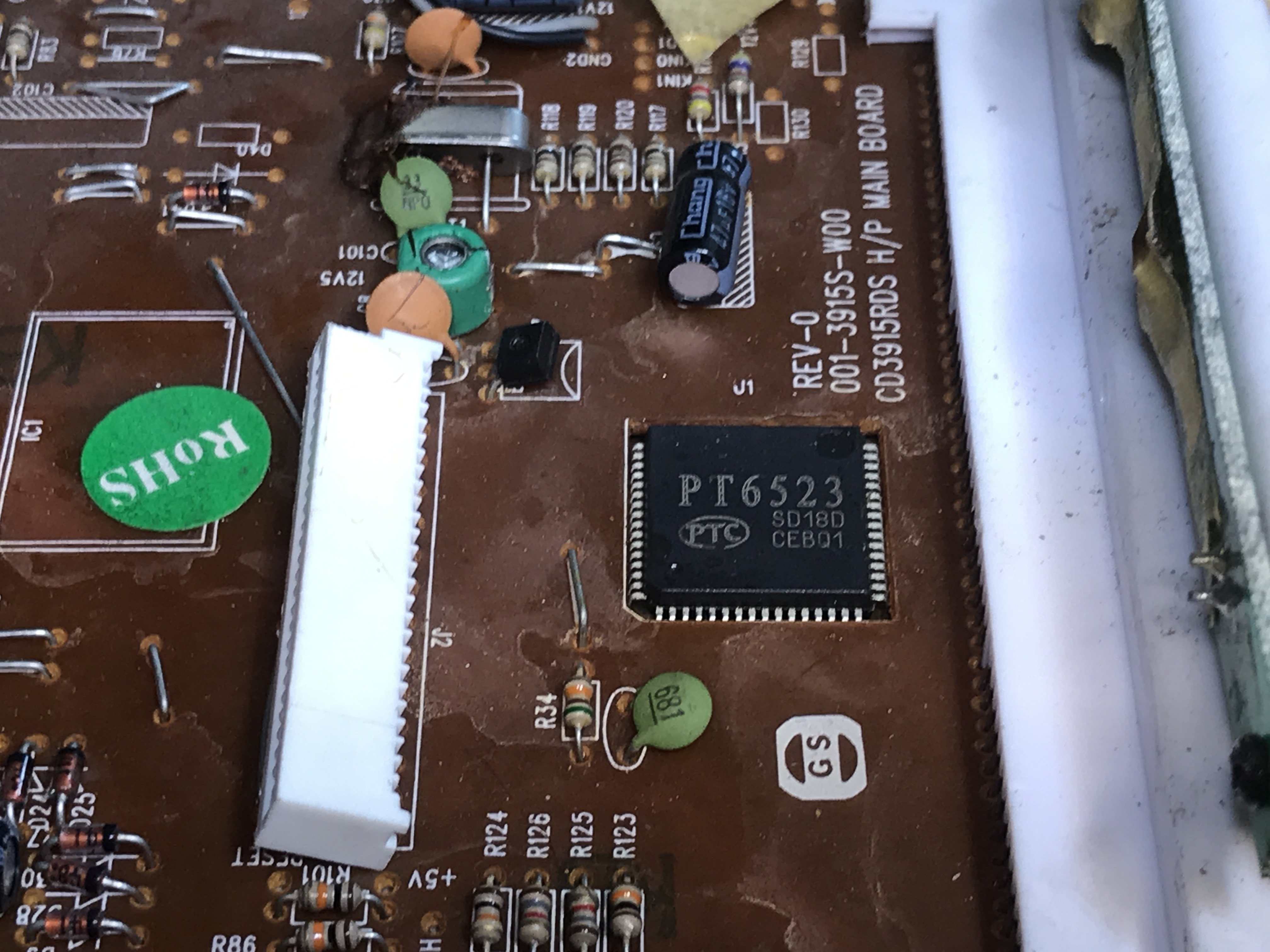 Inside a car radio, running LCD with PT6523 on Arduino