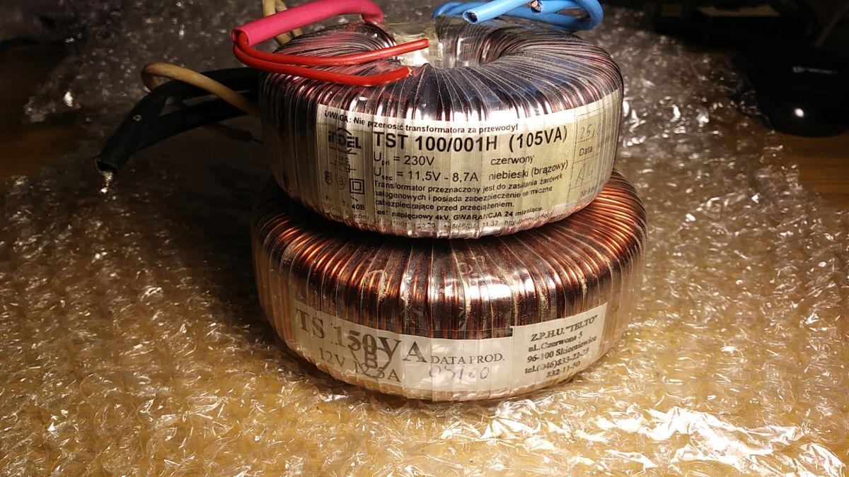 Oddane [Oddam za darmo]Transformatory 150VA i 105VA 11,5/12V toroidalne
