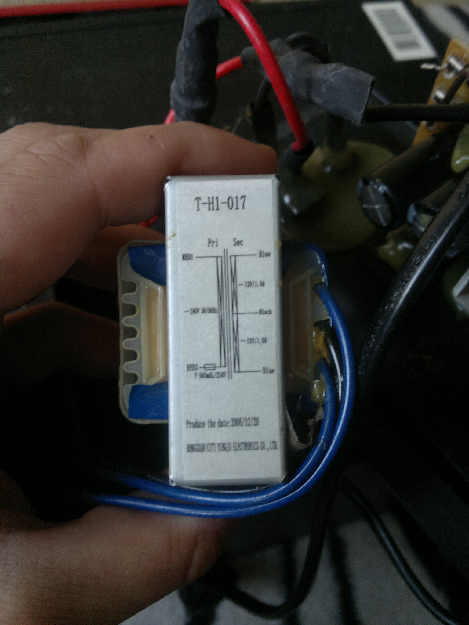 Subwoofer Easy Touch ET-685 - podłączenie pod 12V w samochodzie, brak ...