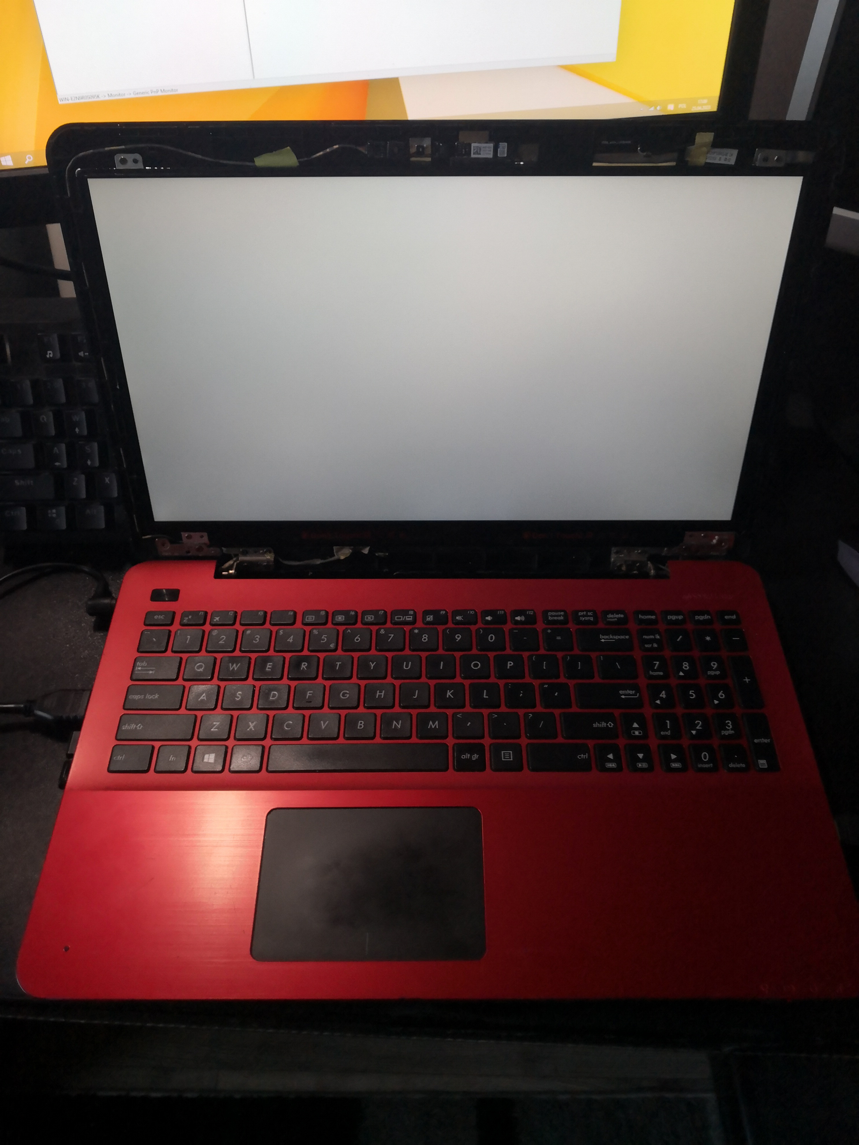 Wymiana Matrycy ASUS x555l zakończona niepowodzeniem