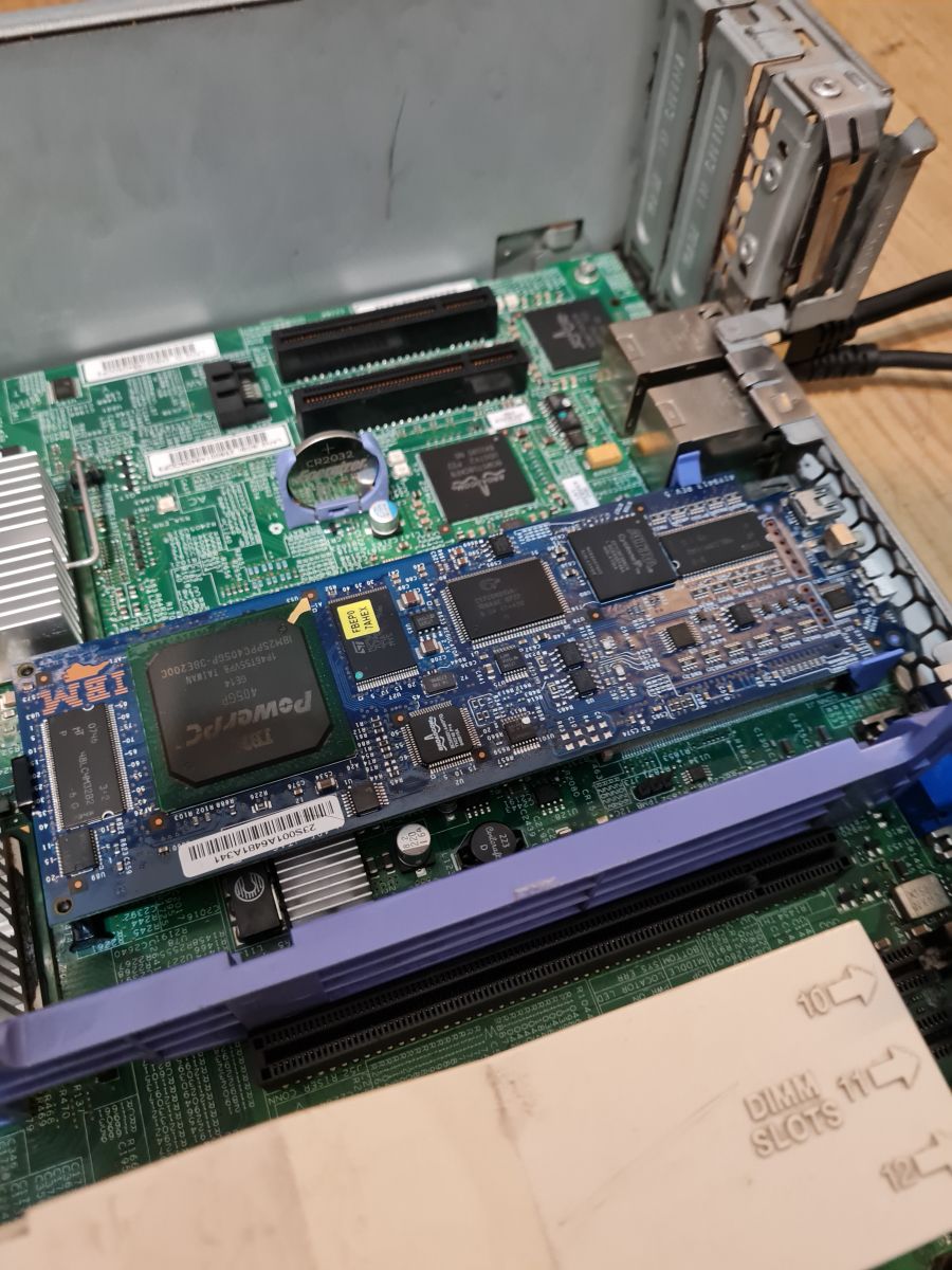 IBM x3650 7979 (M1) - Jak zmniejszyć obroty wentylatorów? Wymiana czy ...