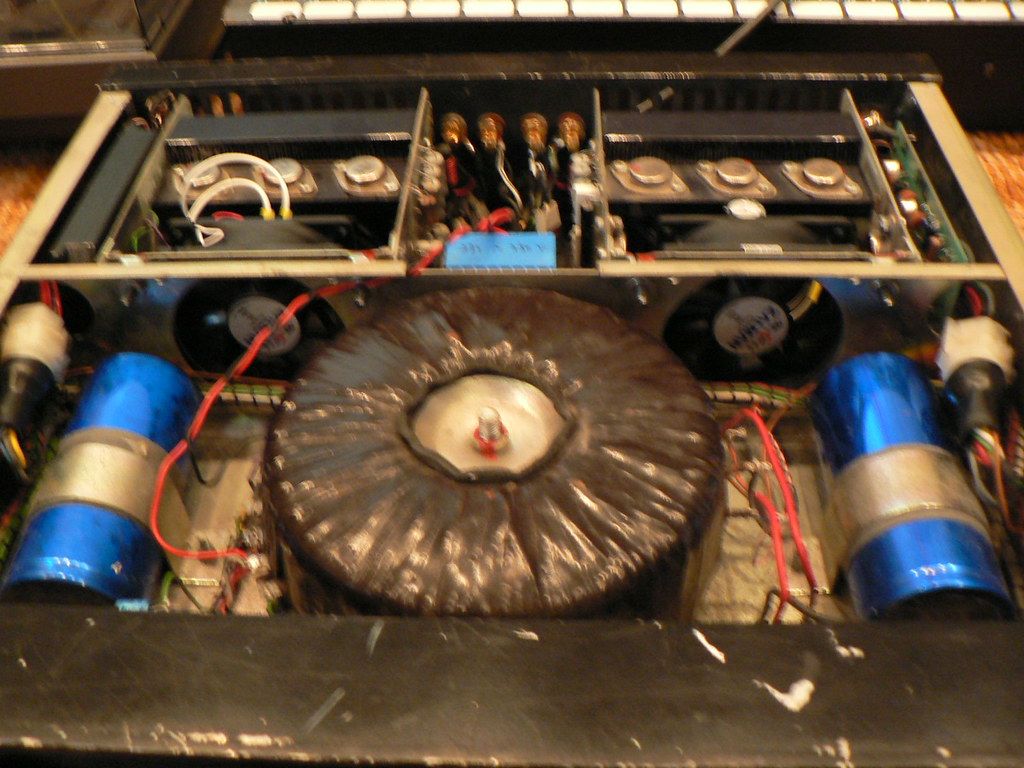 Poszukiwana oryginalna obudowa do wzmacniacza HH Electronics S500-D ...